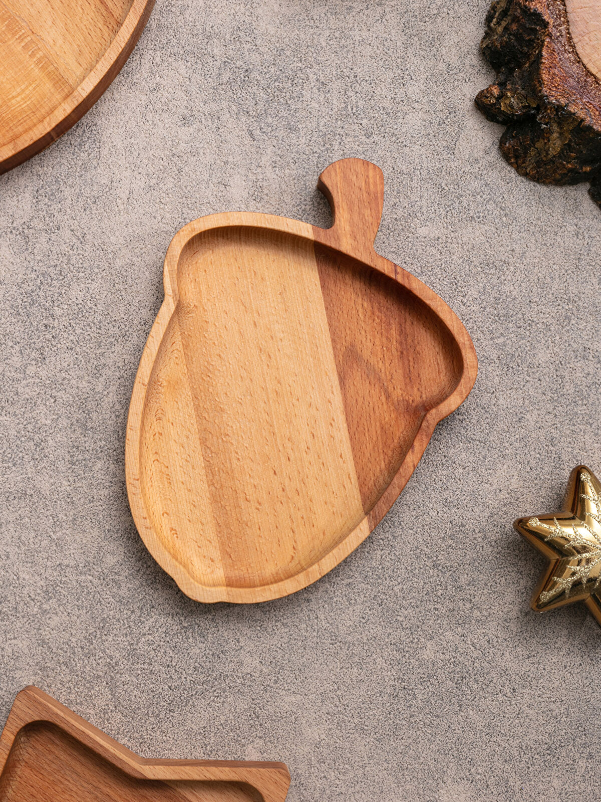 Fındık Şekilli Ahşap Çerezlik 15x22 Cm Fındık Şekilli Ahşap Çerezlik 15x22 Cm