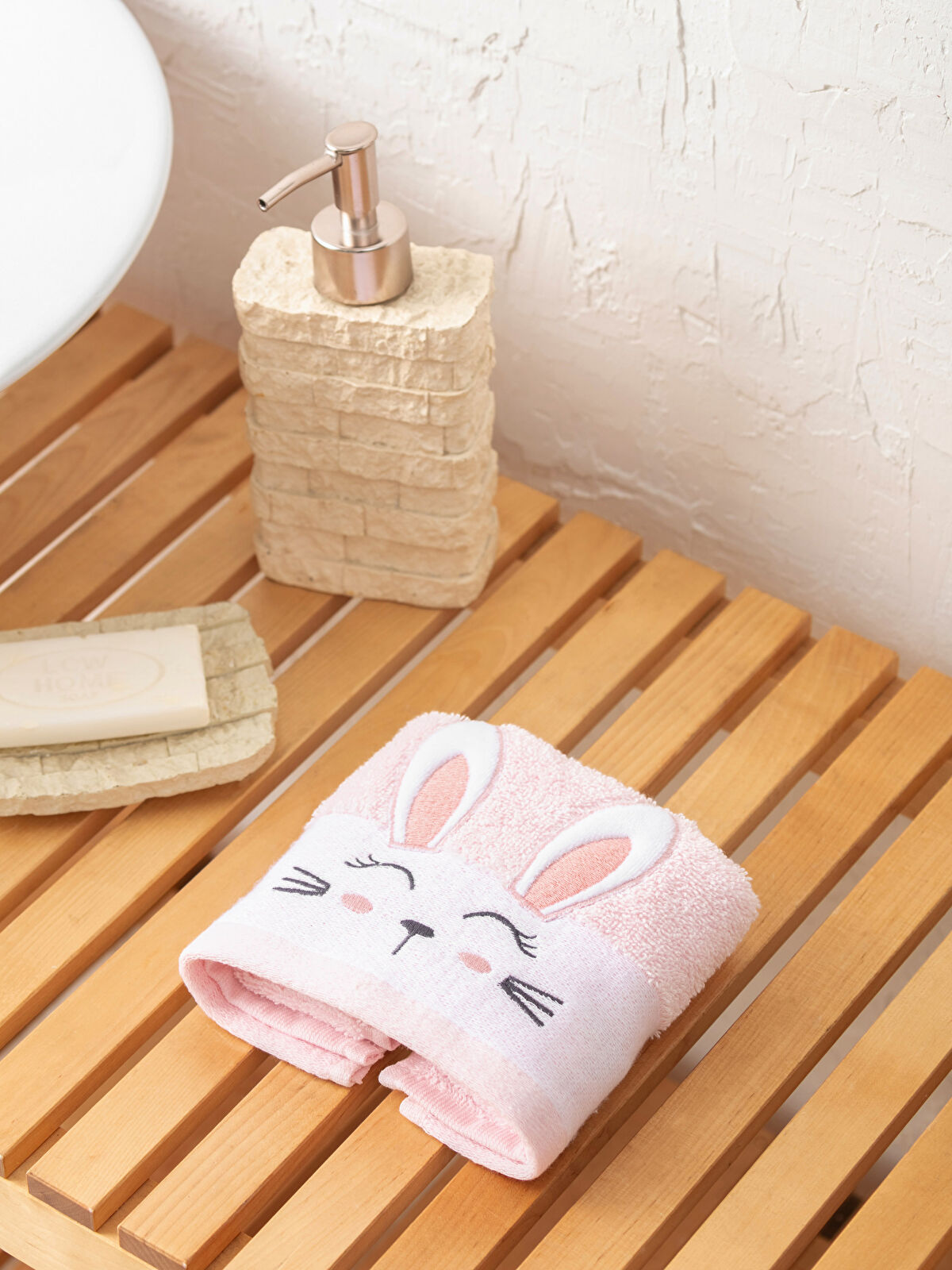 Nakış Detaylı Bukle Çocuk El Havlusu 30x50 Cm