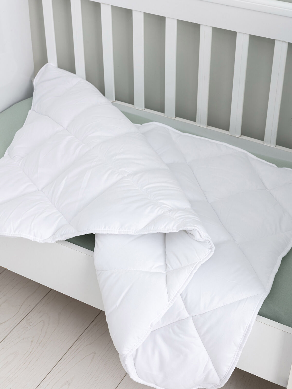 Mikrofiber Bebek Yorgan 95x145 Cm Mikrofiber Bebek Yorgan 95x145 Cm