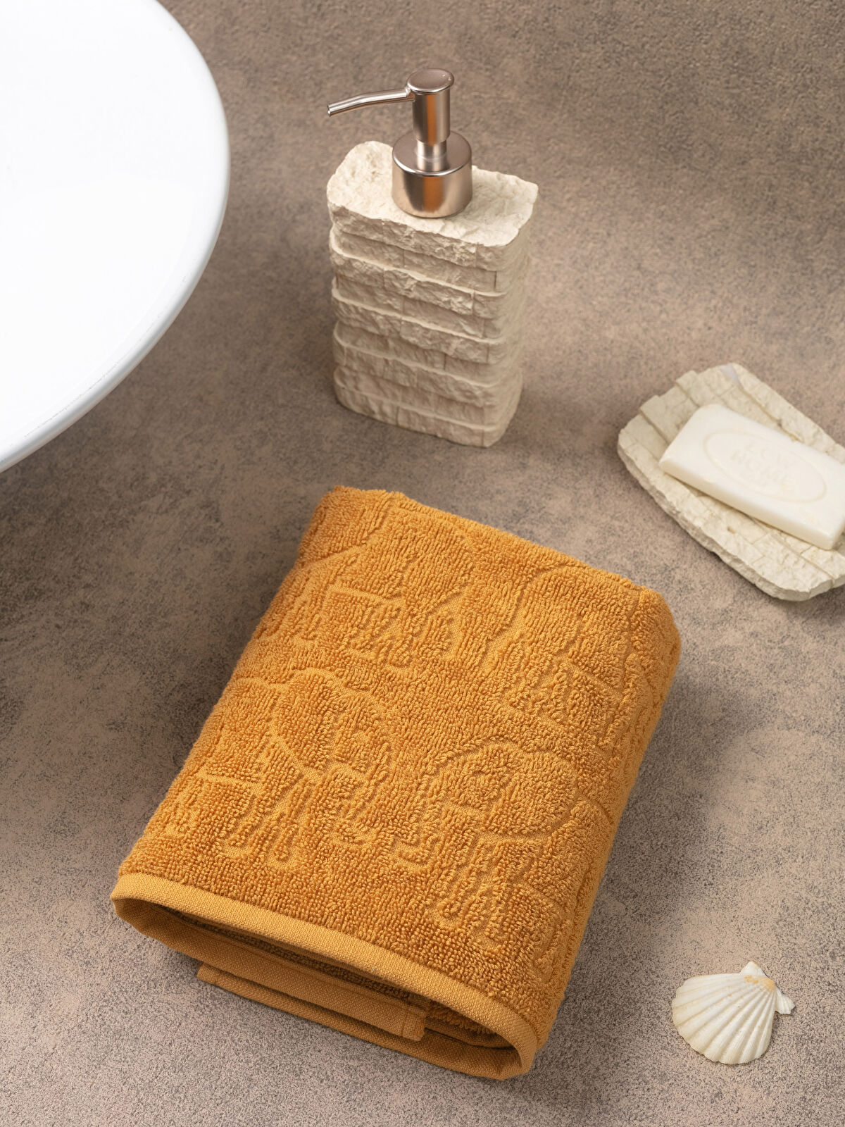 Fil Desenli Yüz Havlusu 50x80 Cm