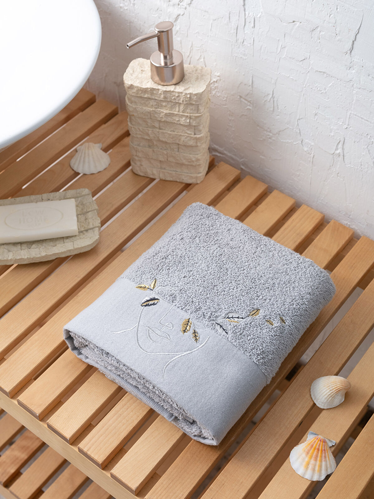 Nakışlı Bukle Yüz Havlusu 50x80 Cm