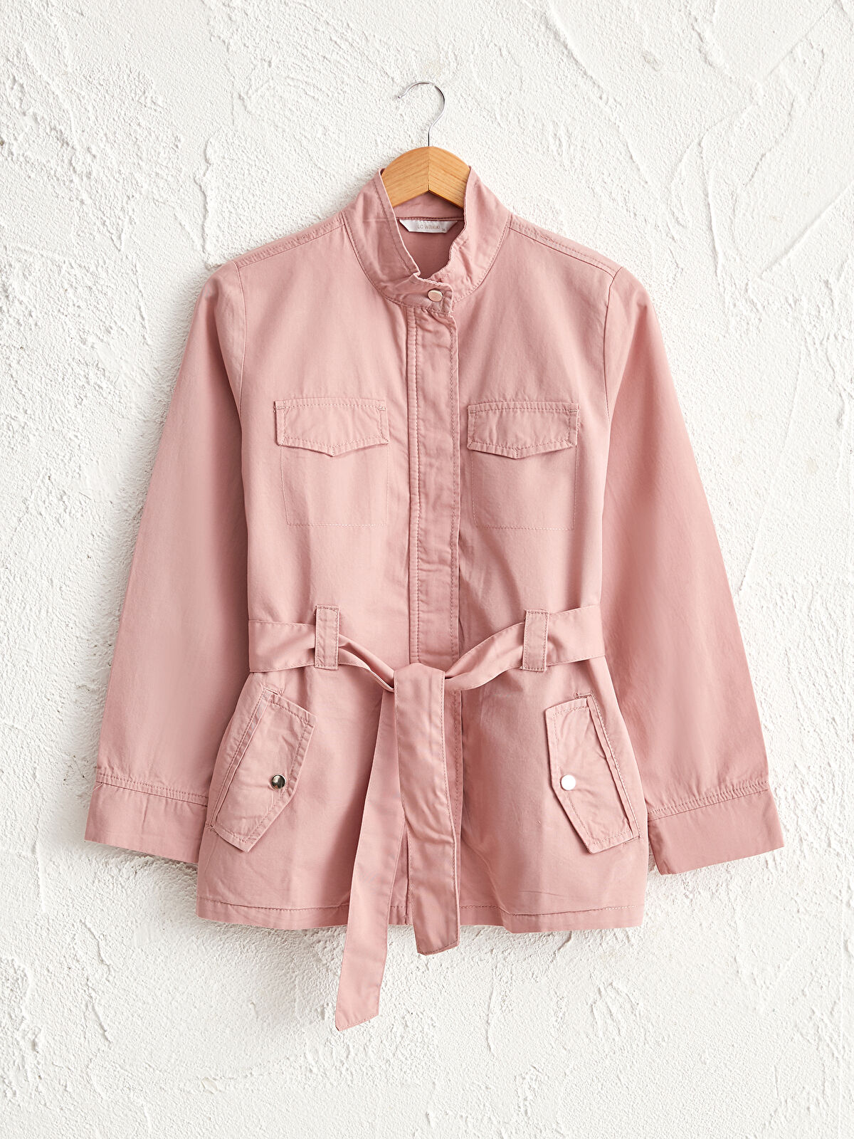 LCW CLASSIC Dik Yaka Düz Uzun Kollu İnce Kadın Mont LCW CLASSIC Dik Yaka Düz Uzun Kollu İnce Kadın Mont