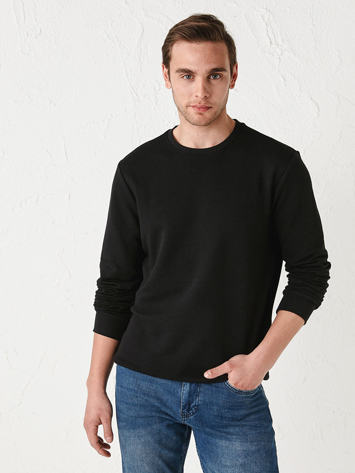 LCW BASIC Bisiklet Yaka Uzun Kollu Basic Erkek Sweatshirt
