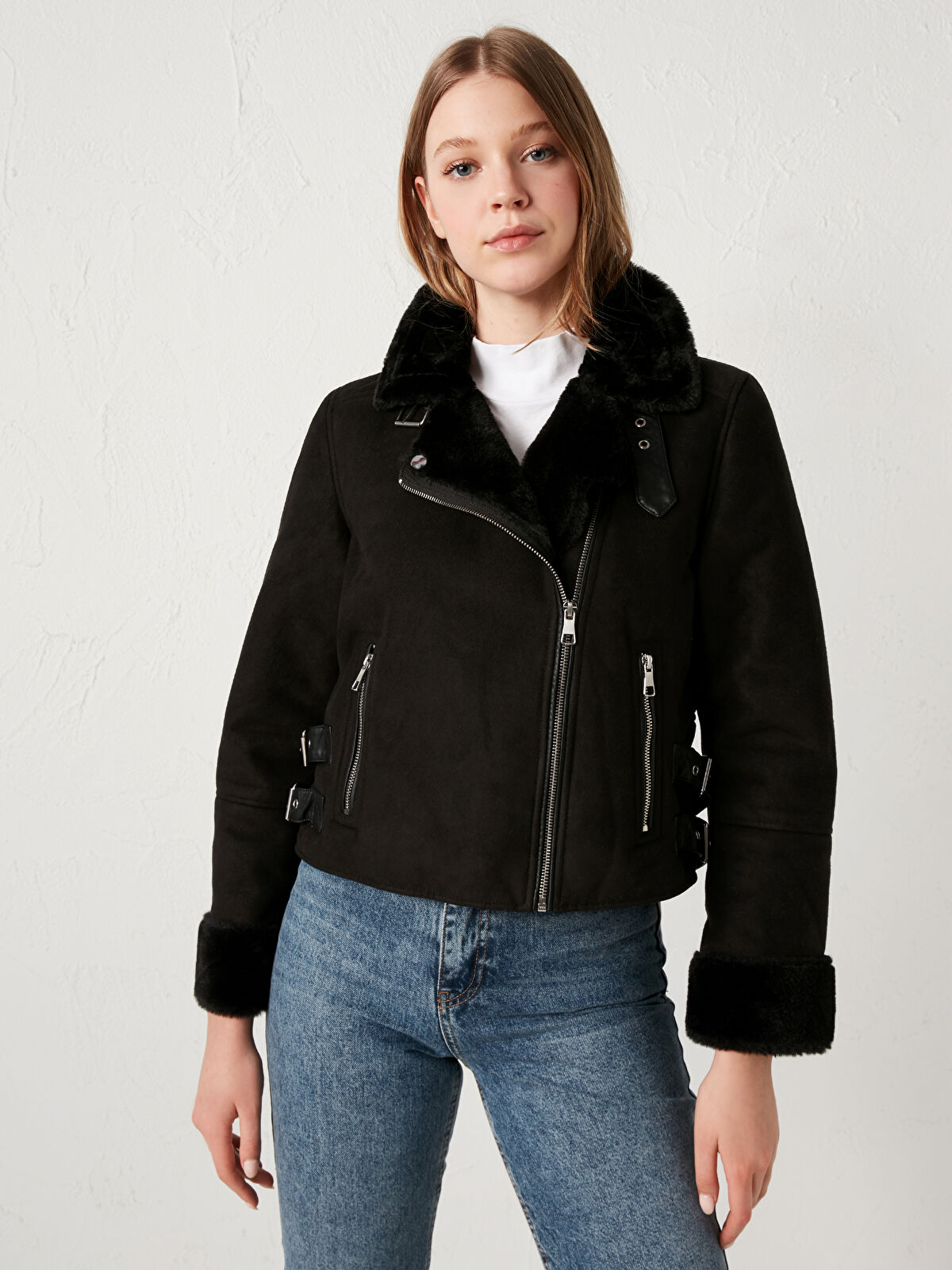 LCW CASUAL Ceket Yaka Düz Uzun Kollu Kadın Deri Görünümlü Mont