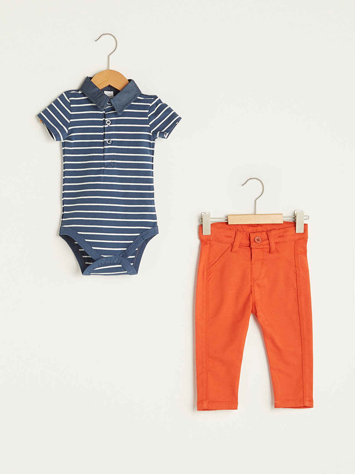 Gömlek Yaka Kısa Kollu Çizgili Erkek Bebek Çıtçıtlı Body ve Pantolon 2'li Takım