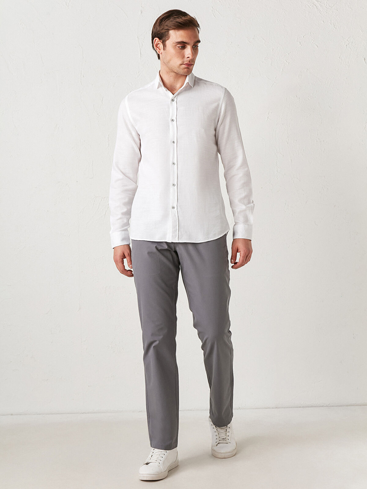 LCW CLASSIC Geniş Kalıp Gabardin Erkek Chino Pantolon