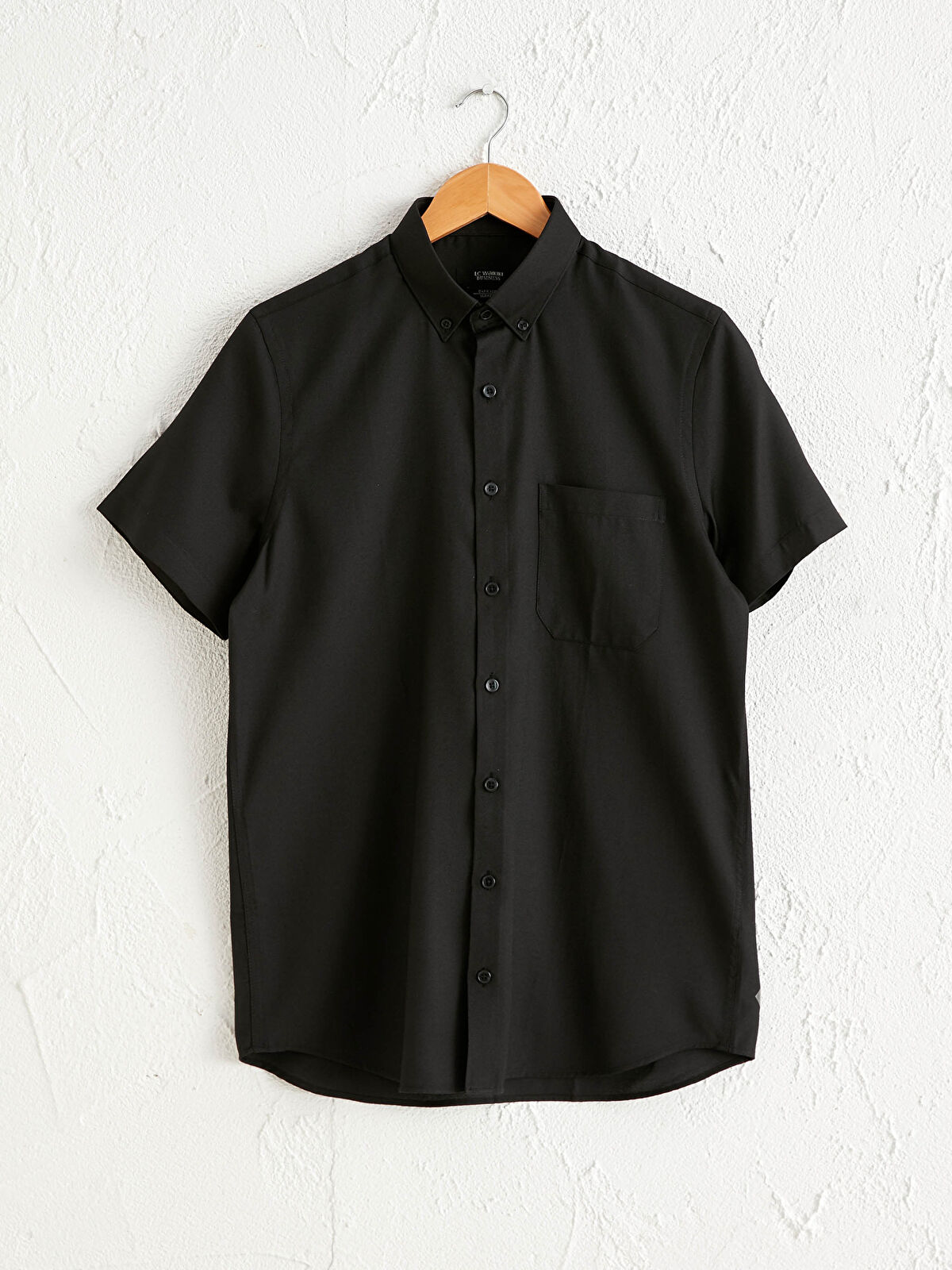 LCW FORMAL Slim Fit Kısa Kollu Oxford Gömlek LCW FORMAL Slim Fit Kısa Kollu Oxford Gömlek