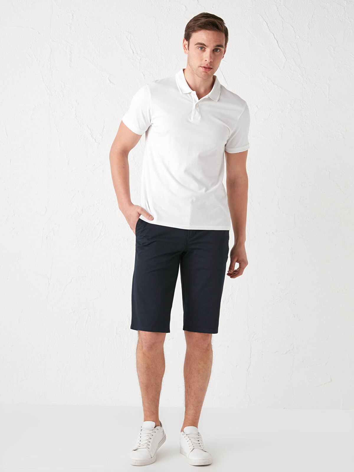 LCW BASIC Rahat Kalıp Gabardin Erkek Bermuda Şort