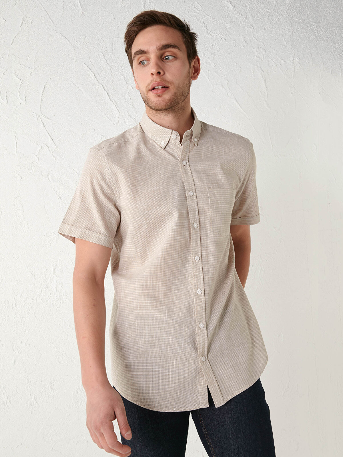 LCW CLASSIC Slim Fit Kısa Kollu Poplin Gömlek