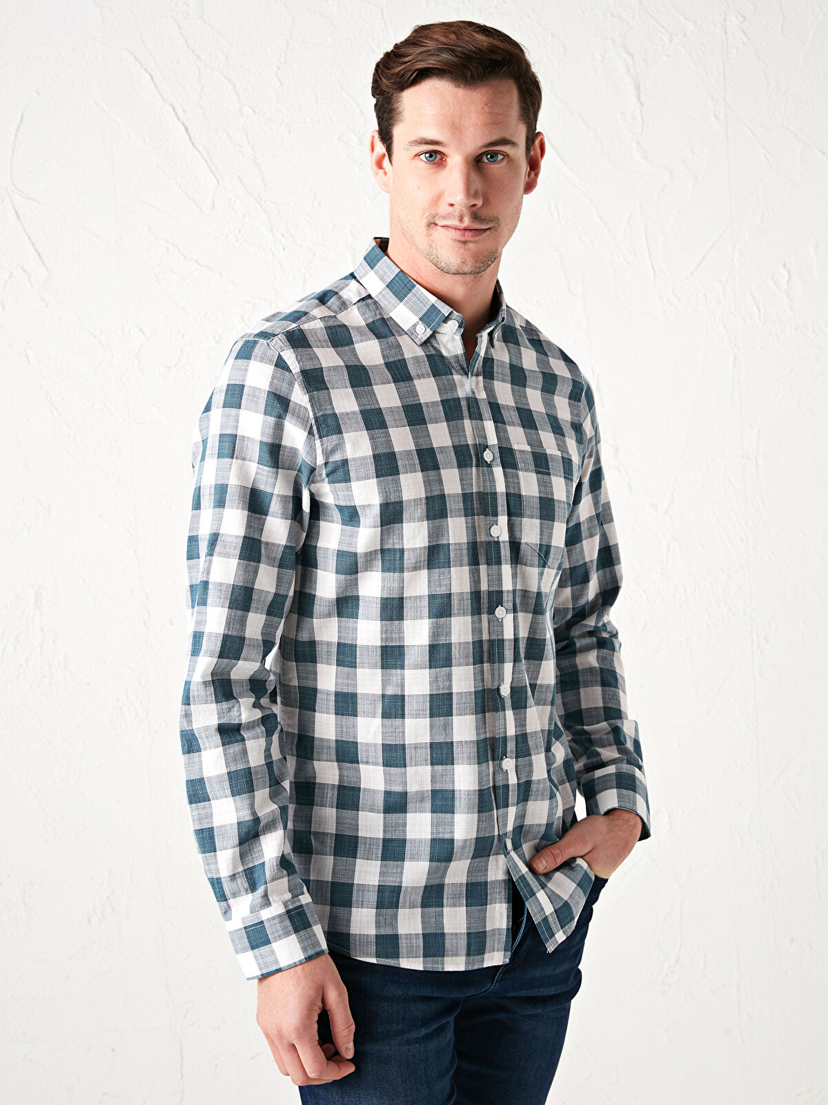 LCW CLASSIC Slim Fit Uzun Kollu Ekose Poplin Erkek Gömlek
