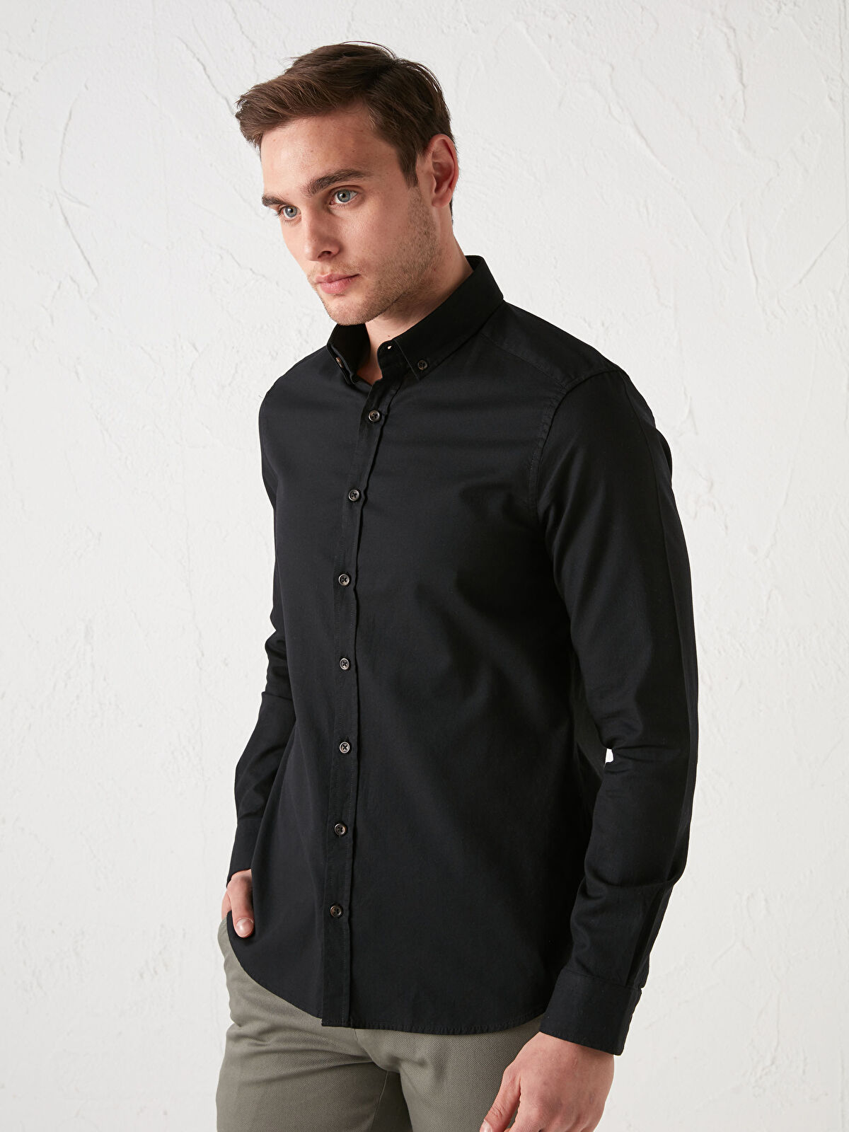 LCW BASIC Slim Fit Uzun Kollu Oxford Erkek Gömlek