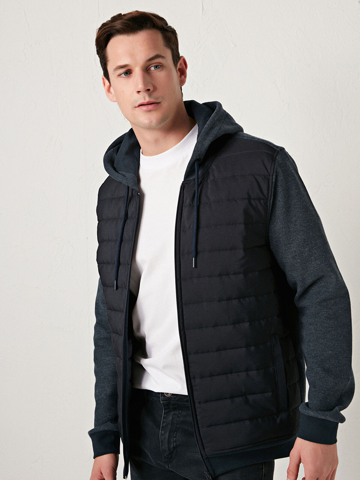 LCW CLASSIC Rahat Kalıp Kapüşonlu Kalın Erkek Hırka