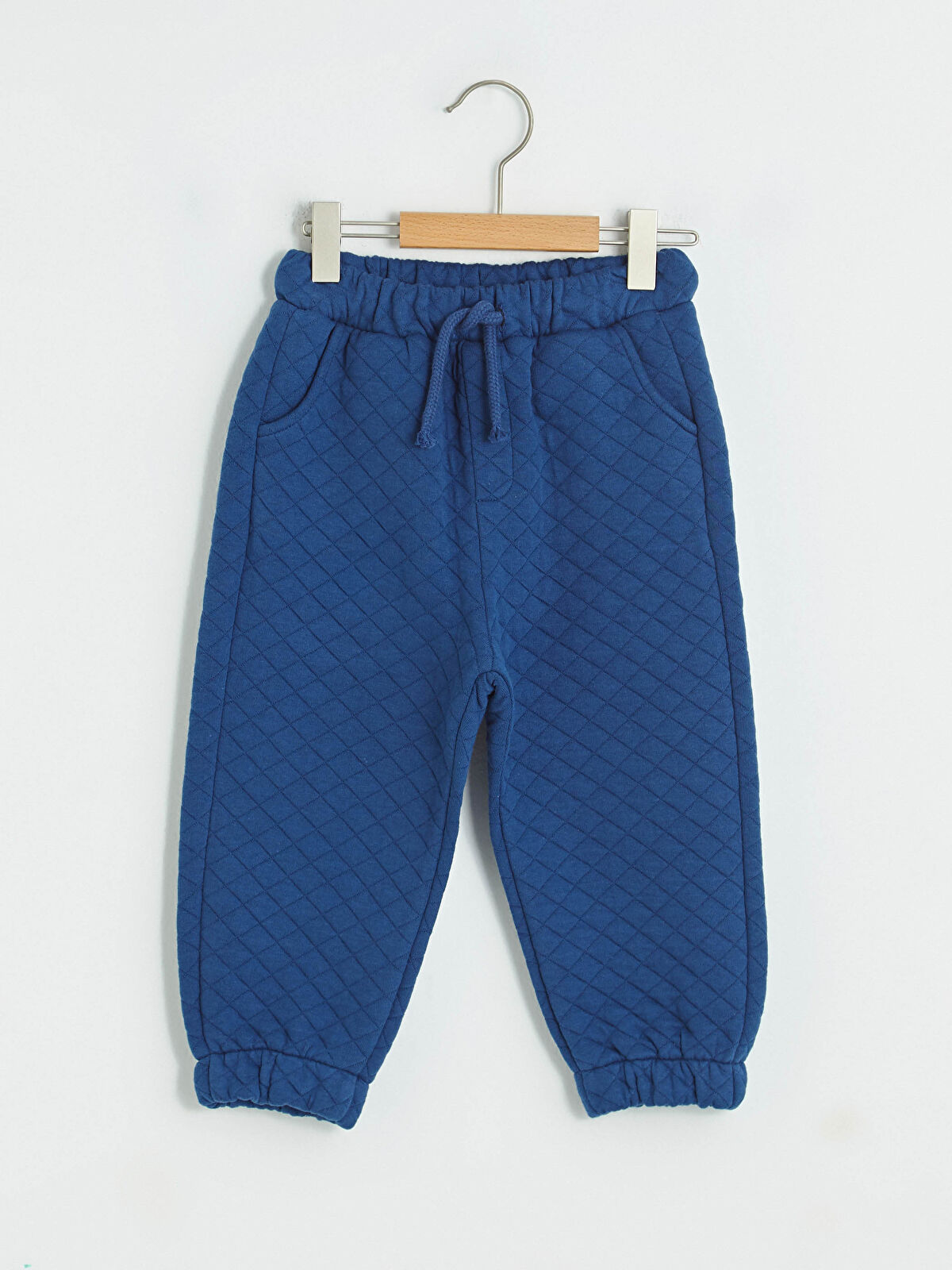 Kapitone Desenli Erkek Bebek Jogger Eşofman Alt Kapitone Desenli Erkek Bebek Jogger Eşofman Alt