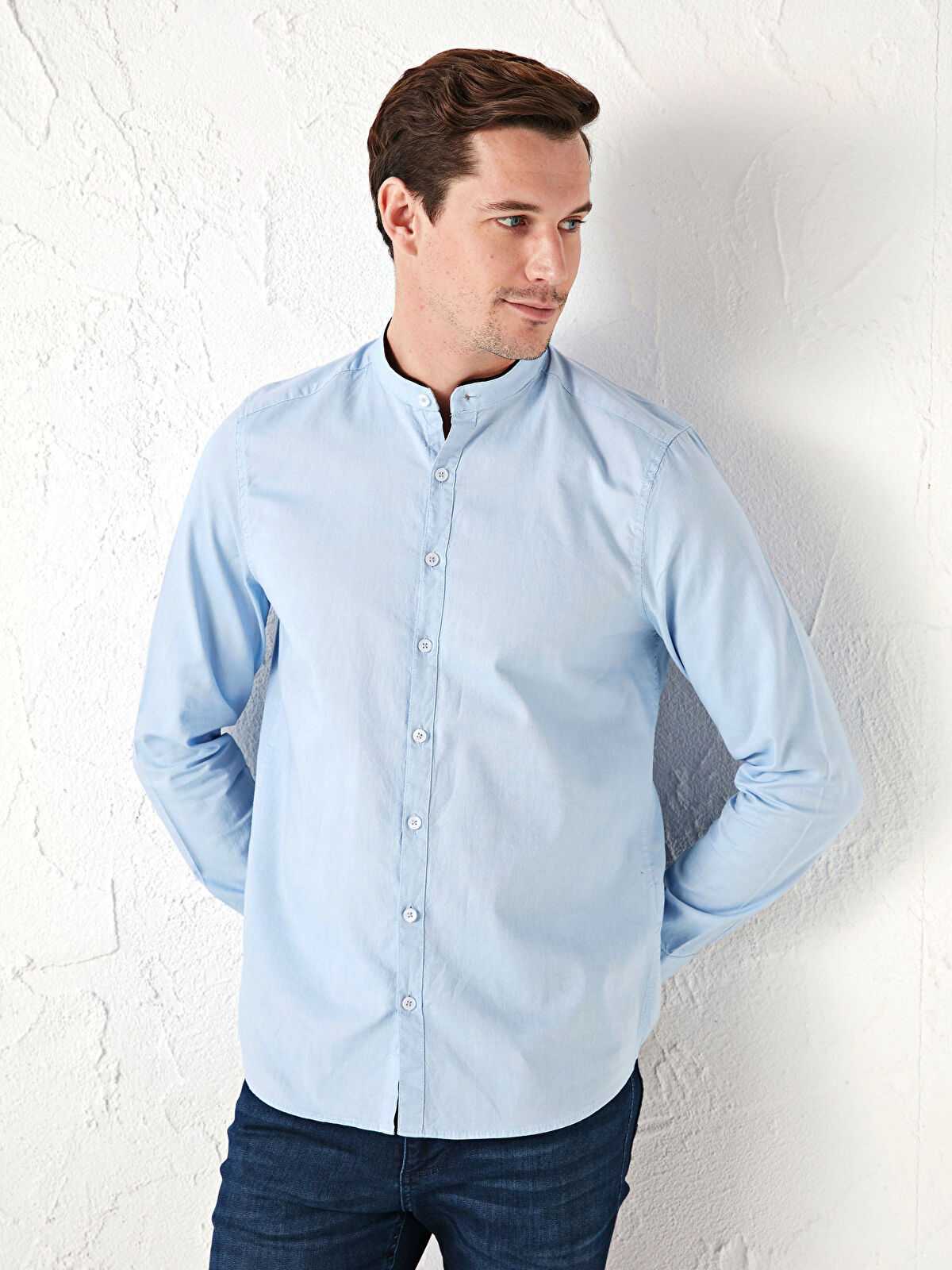 LCW CLASSIC Slim Fit Hakim Yaka Uzun Kollu Oxford Erkek Gömlek