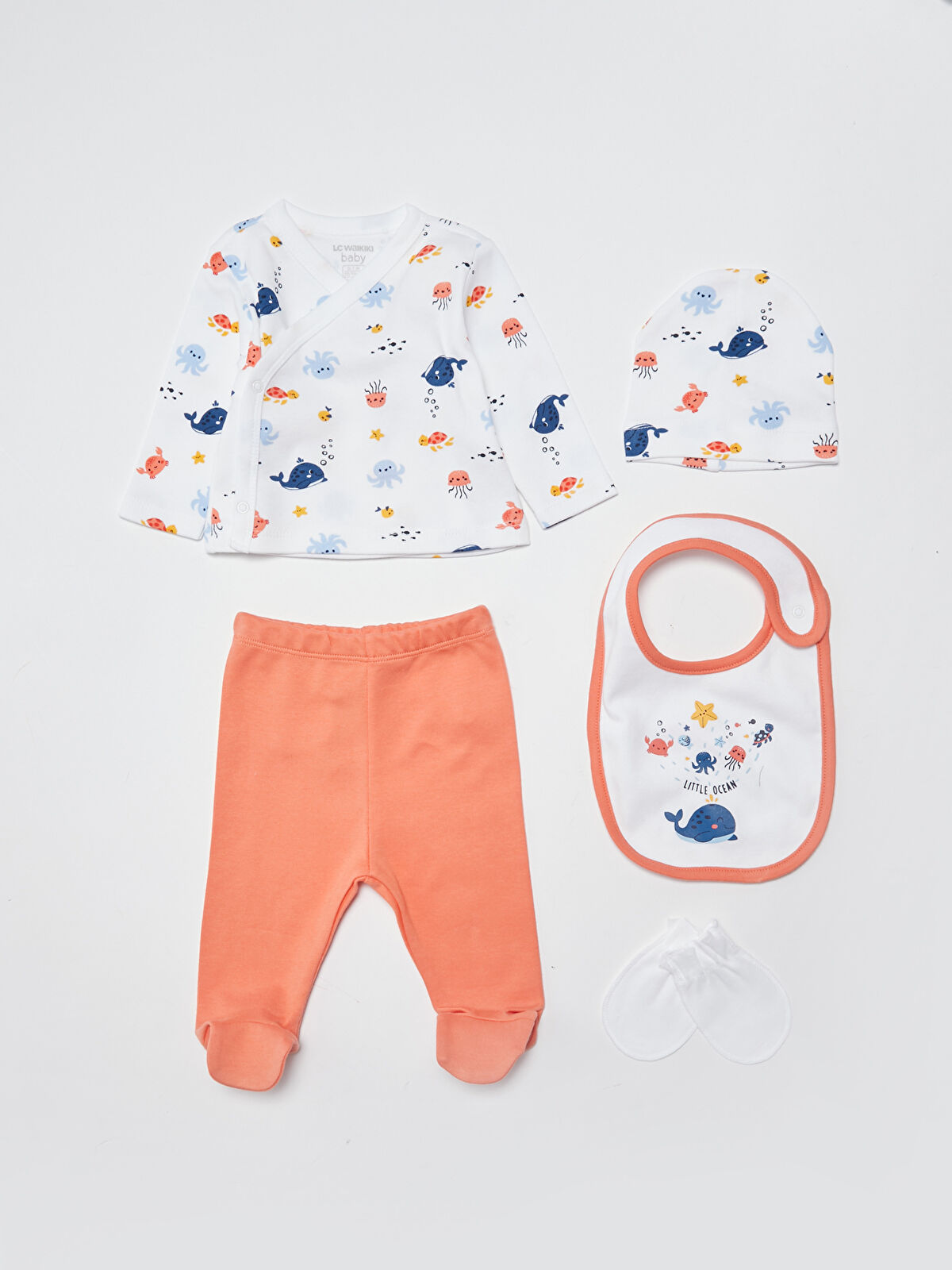 Zarf Yaka Uzun Kollu Baskılı Erkek Bebek Hastane Çıkış Seti Zarf Yaka Uzun Kollu Baskılı Erkek Bebek Hastane Çıkış Seti