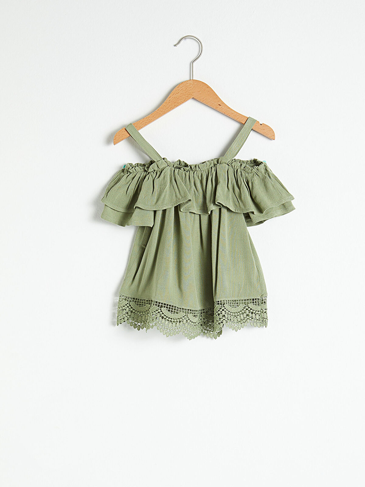 Kız Çocuk Omuzu Açık Viskon Bluz