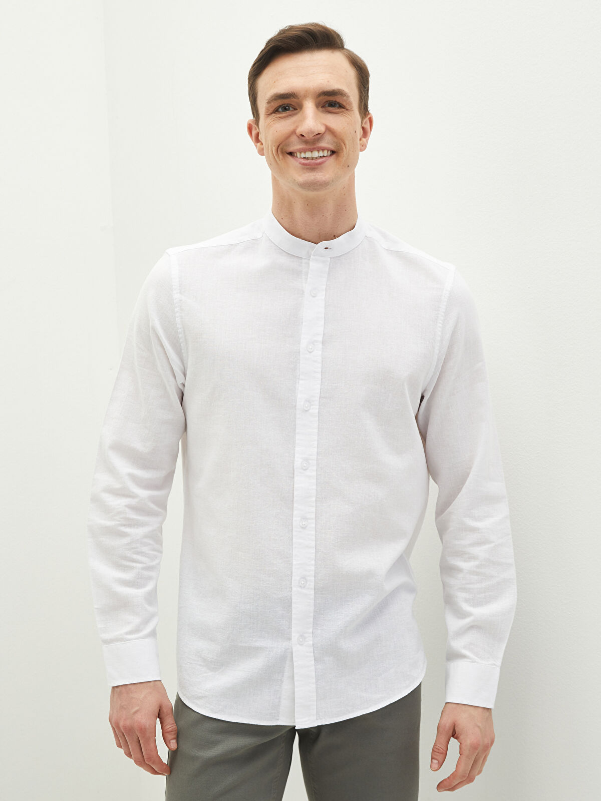 LCW CLASSIC Slim Fit Hakim Yaka Uzun Kollu Poplin Erkek Gömlek