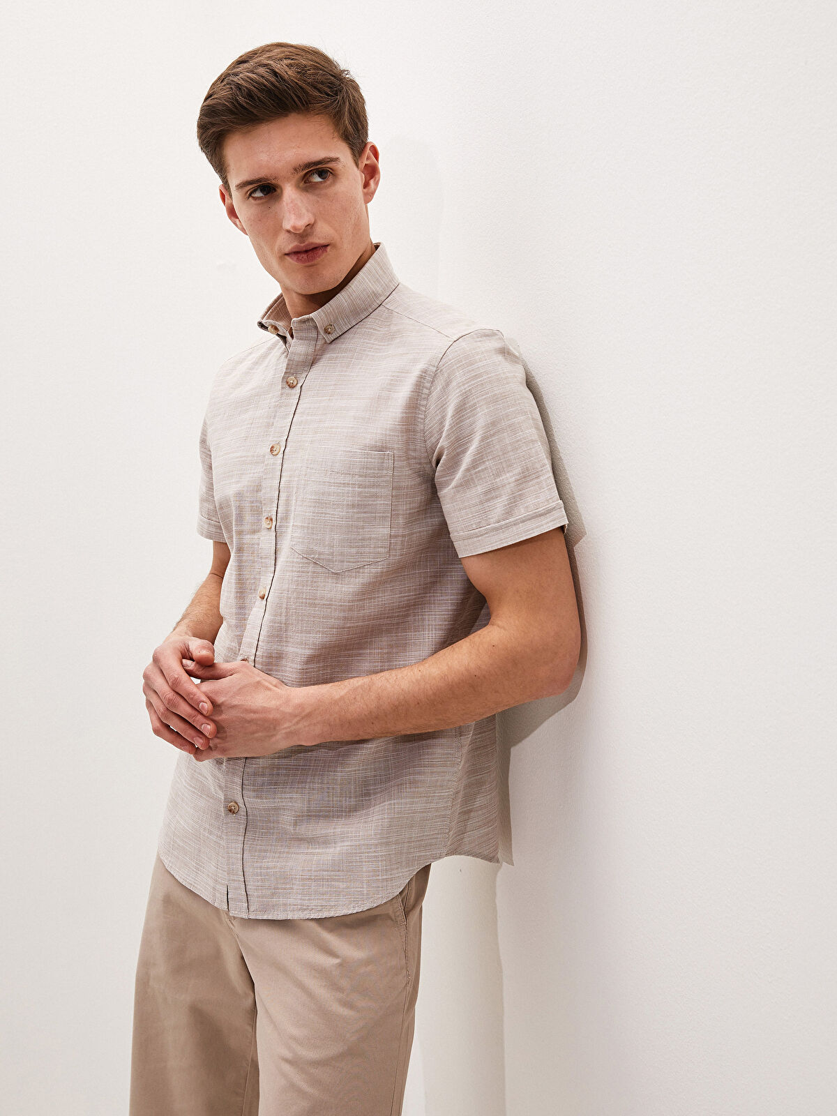 LCW CLASSIC Slim Fit Kısa Kollu Poplin Erkek Gömlek