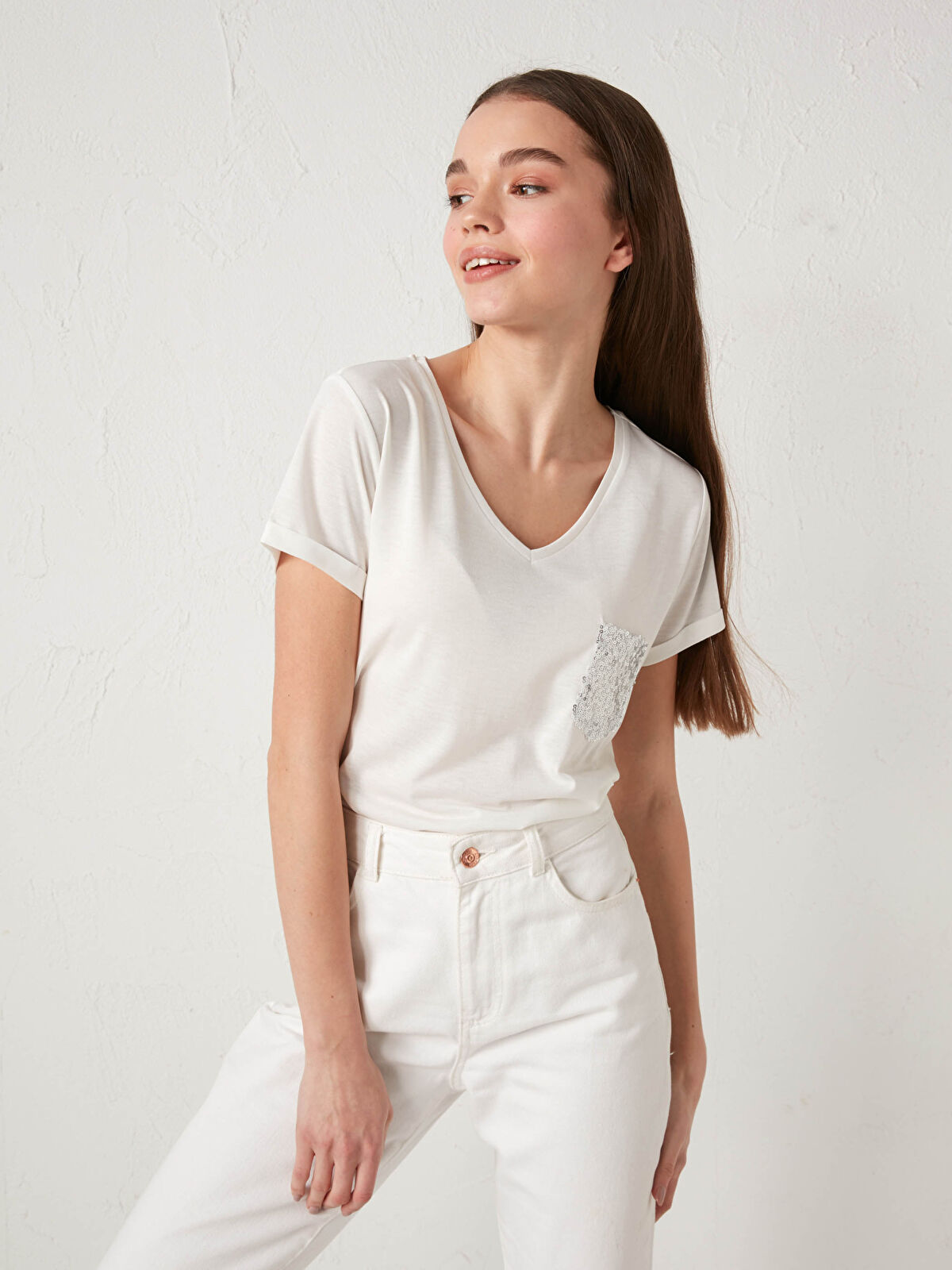 LCW CASUAL V Yaka Basic Kısa Kollu Kadın Tişört LCW CASUAL V Yaka Basic Kısa Kollu Kadın Tişört