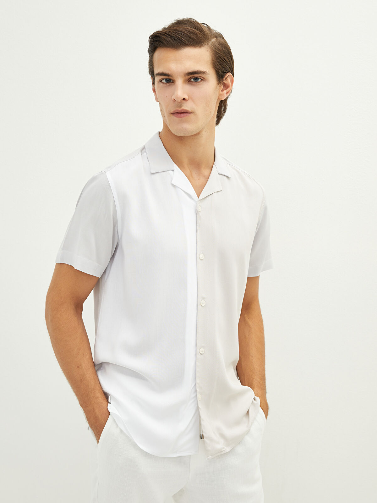 LCW VISION Slim Fit Kısa Kollu Resort Yaka Gömlek LCW VISION Slim Fit Kısa Kollu Resort Yaka Gömlek
