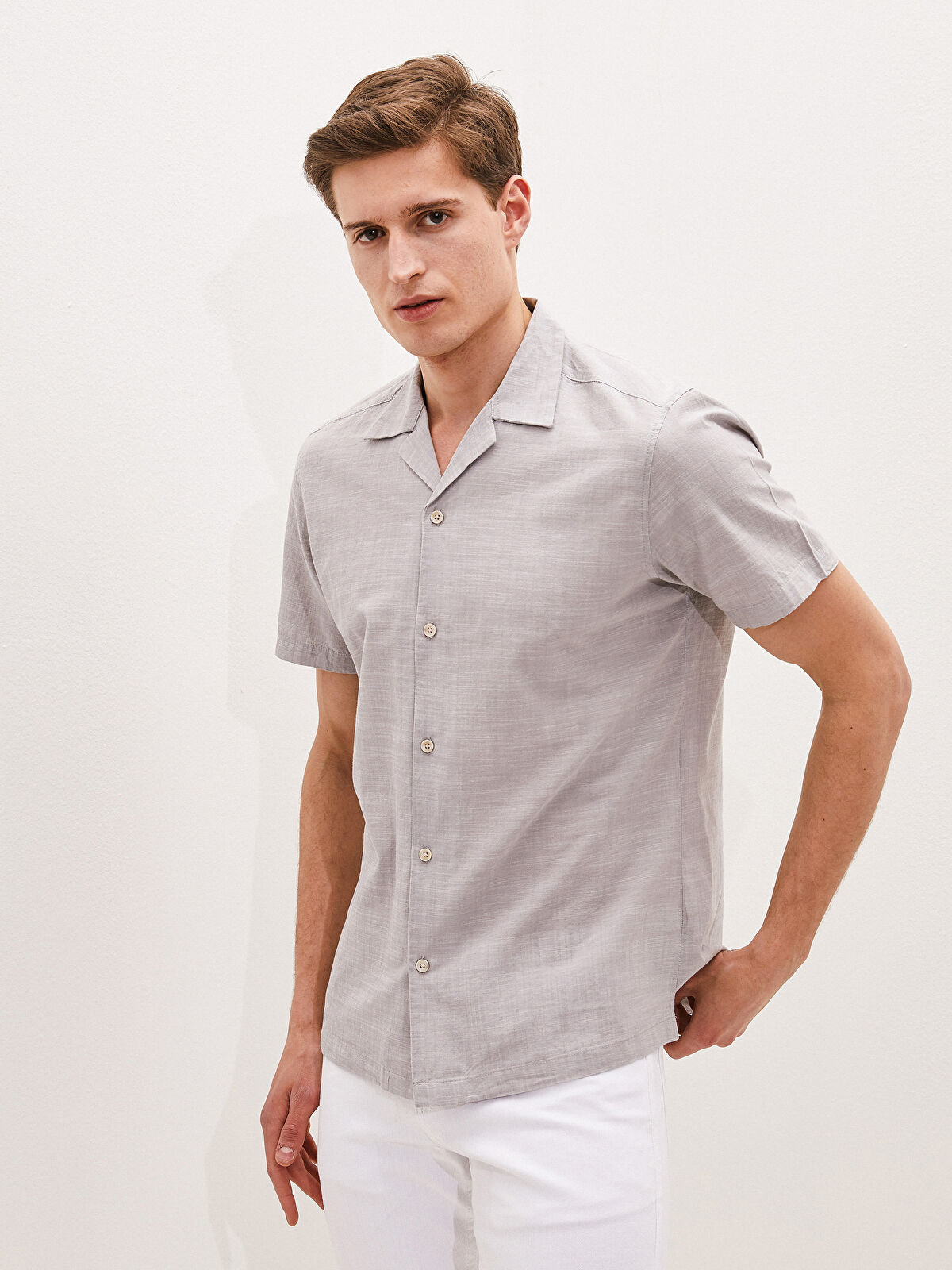 LCW VISION Slim Fit Resort Yaka Kısa Kollu Poplin Erkek Gömlek