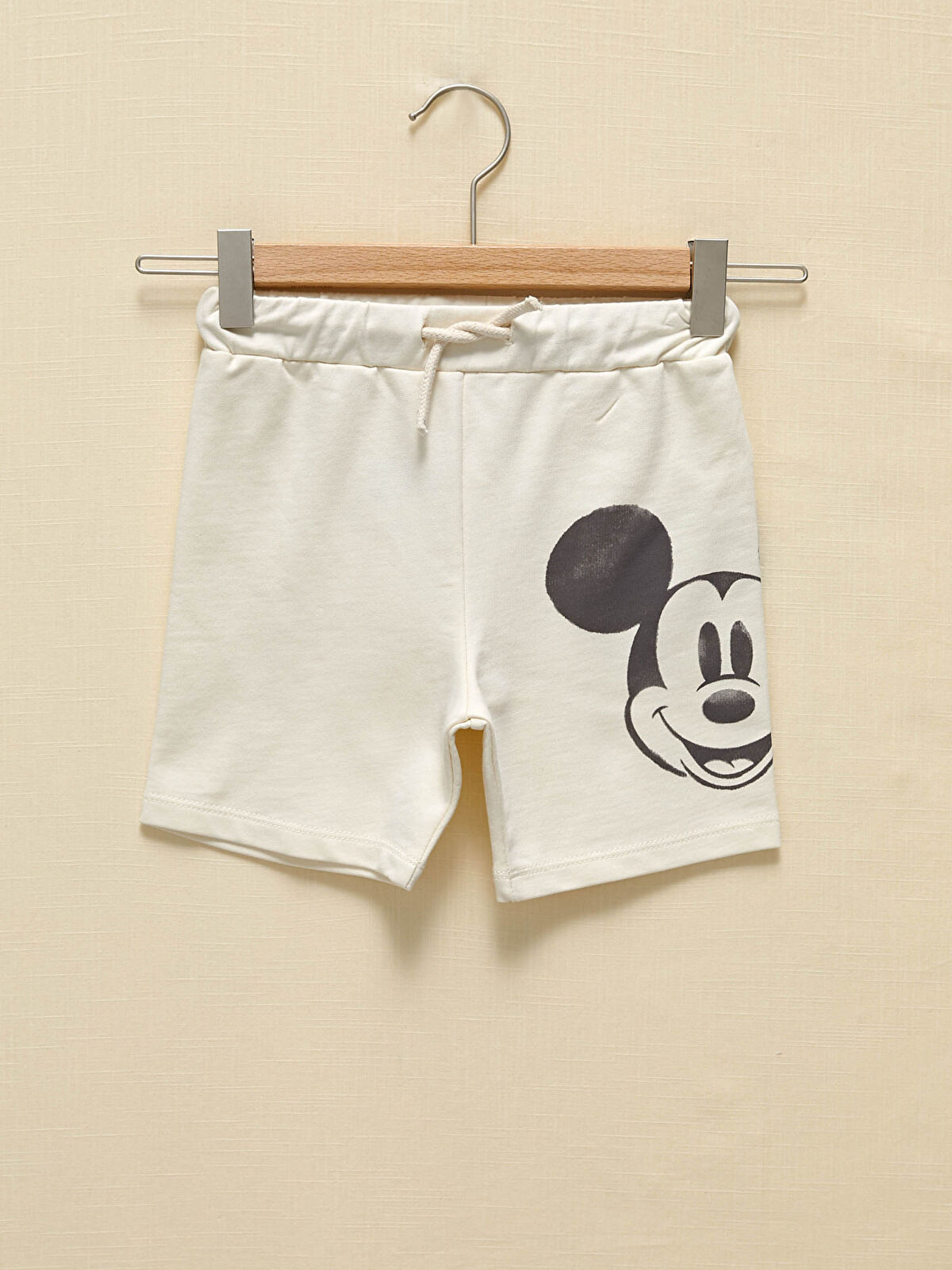 LCW GREEN Beli Lastikli Mickey Mouse Baskılı Organik Pamuklu Erkek Bebek Şort