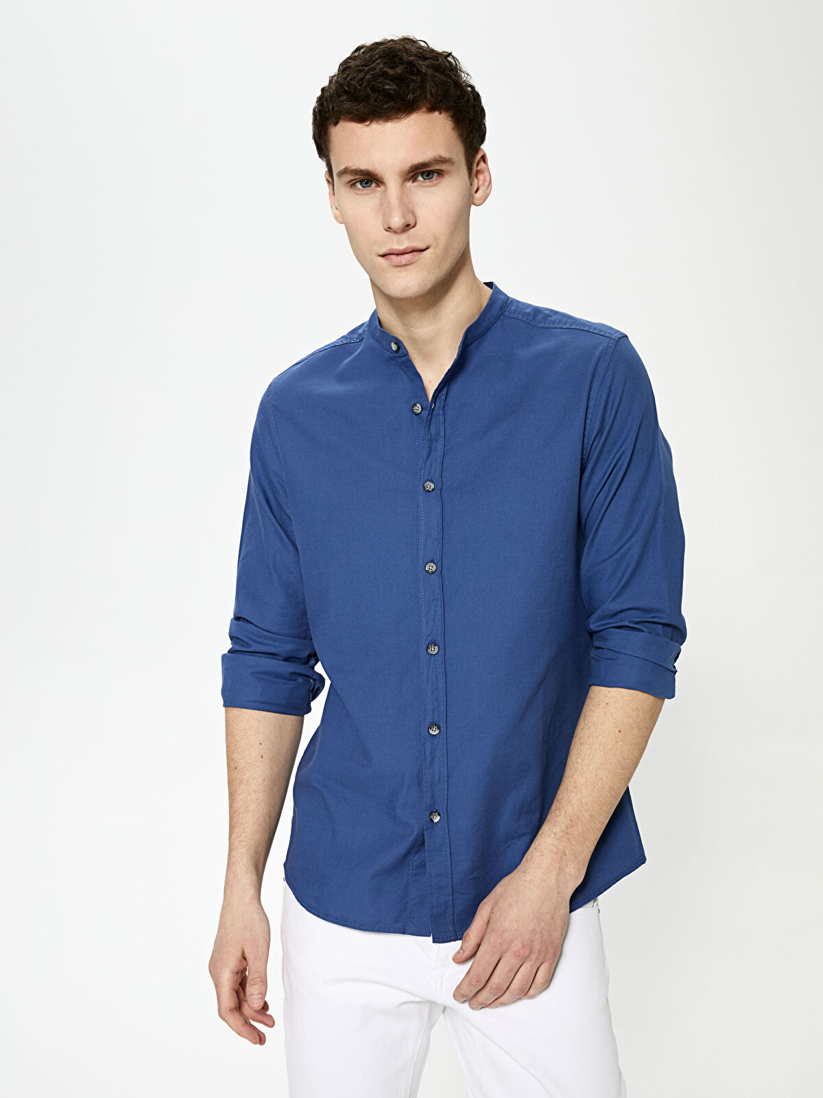 LCW CASUAL Slim Fit Hakim Yaka Uzun Kollu Gabardin Erkek Gömlek