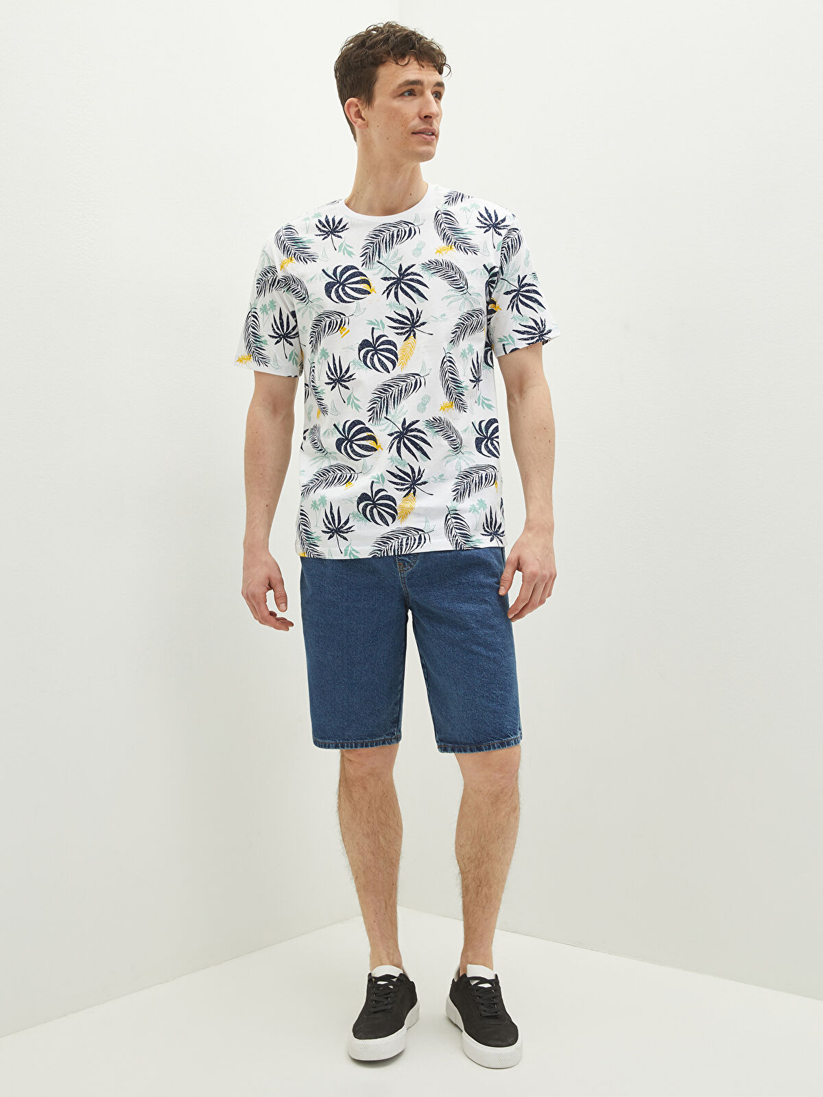 LCW CASUAL Rahat Kalıp Bermuda Erkek Jean Şort