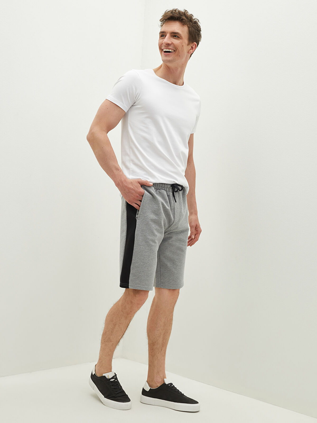 LCW CASUAL Standart Kalıp Erkek Spor Şort