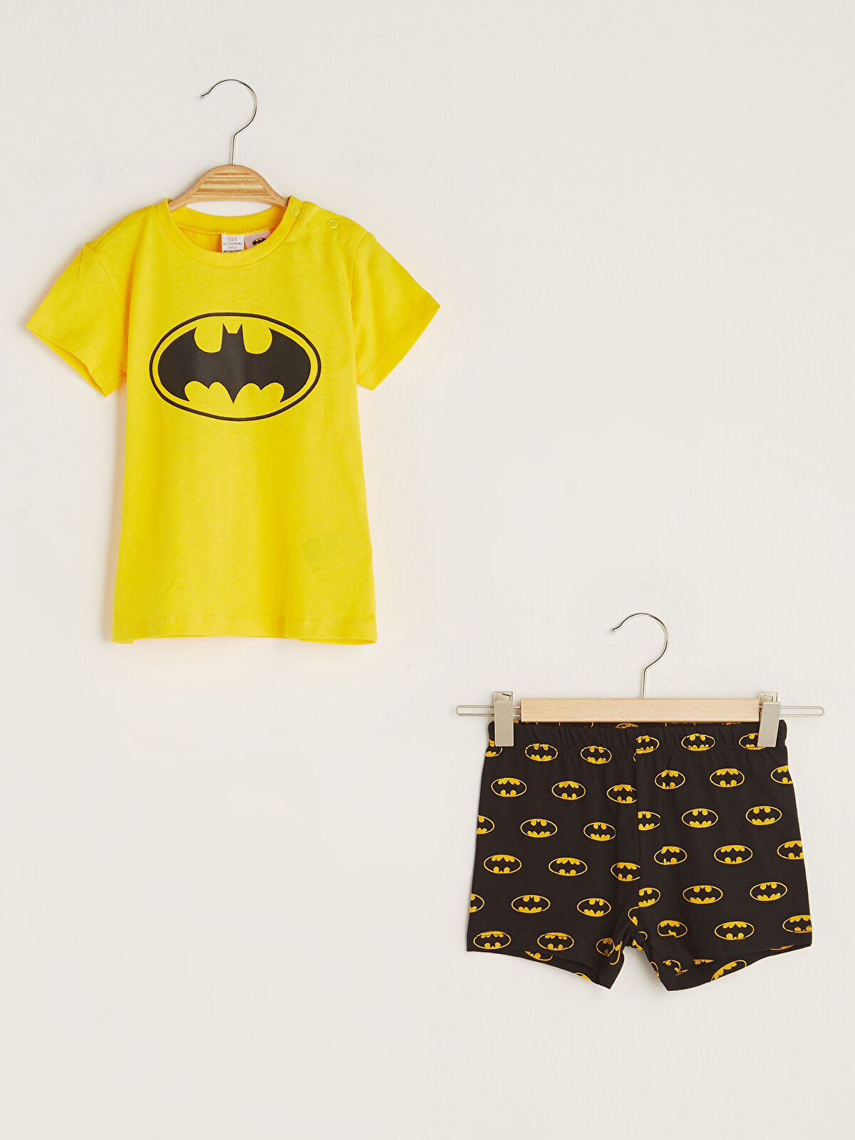 Bisiklet Yaka Kısa Kol Batman Baskılı Erkek Bebek Pijama Takımı