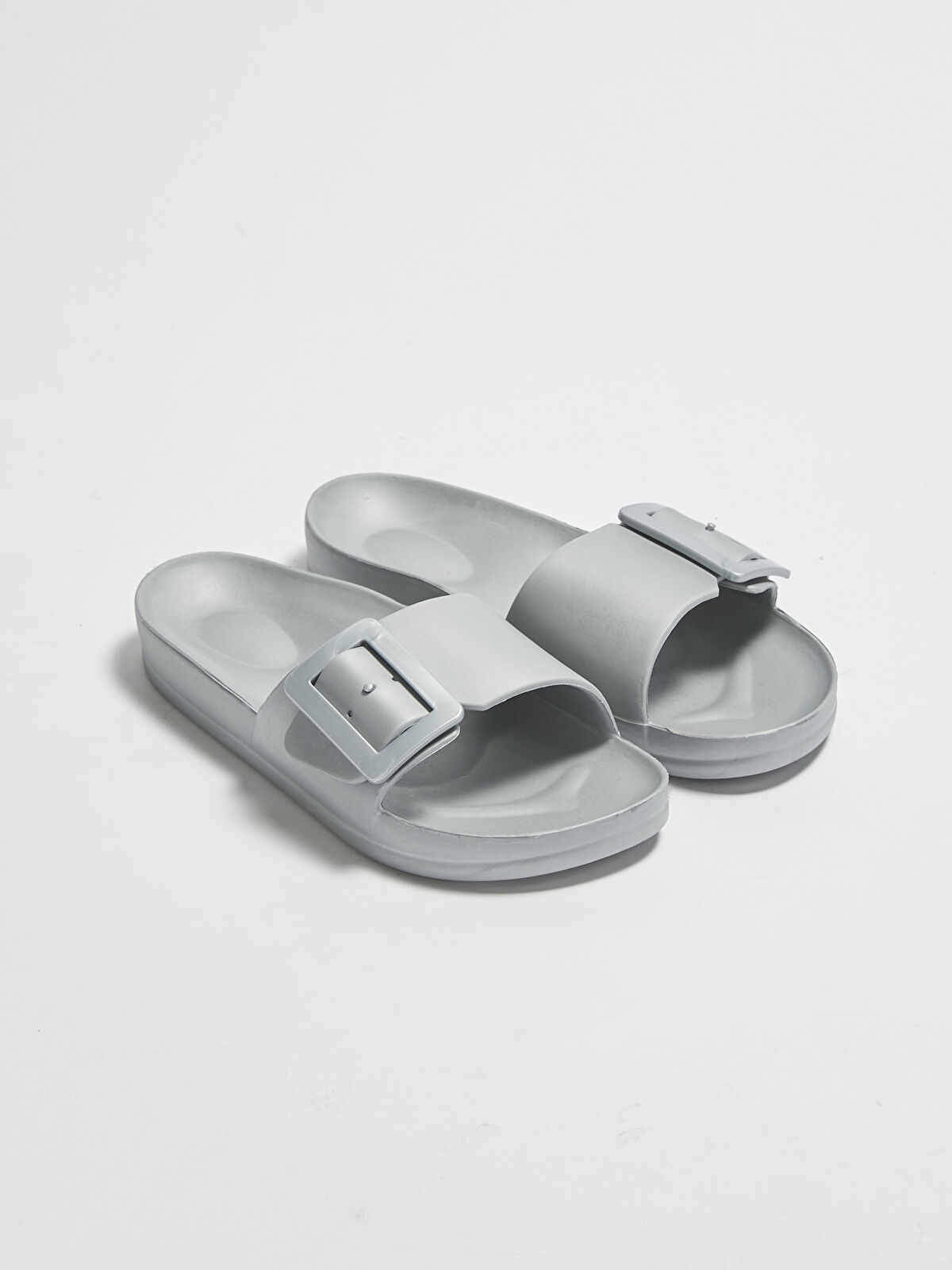 Kadın Tokalı Plaj Terliği