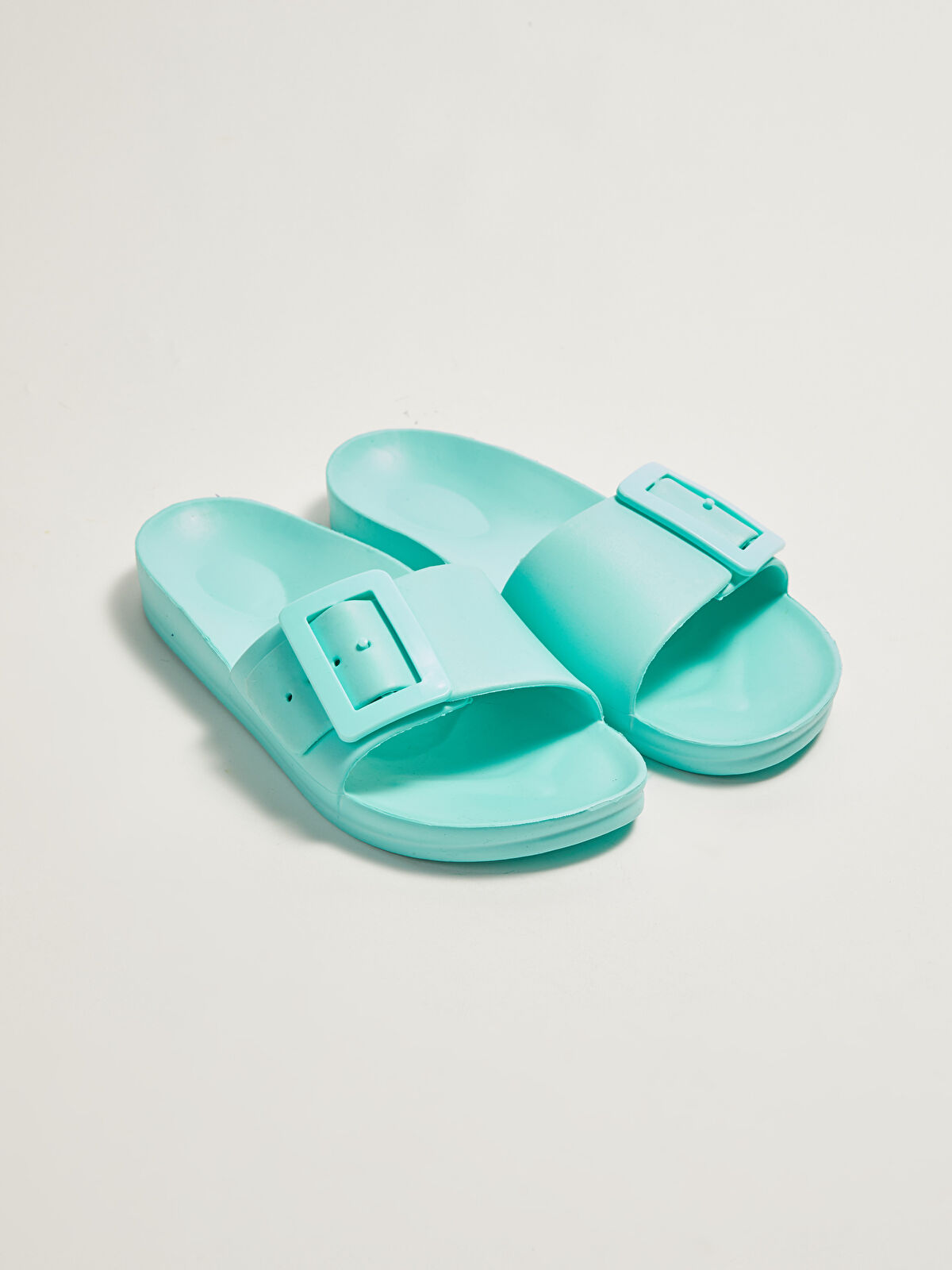 Kadın Tokalı Plaj Terliği