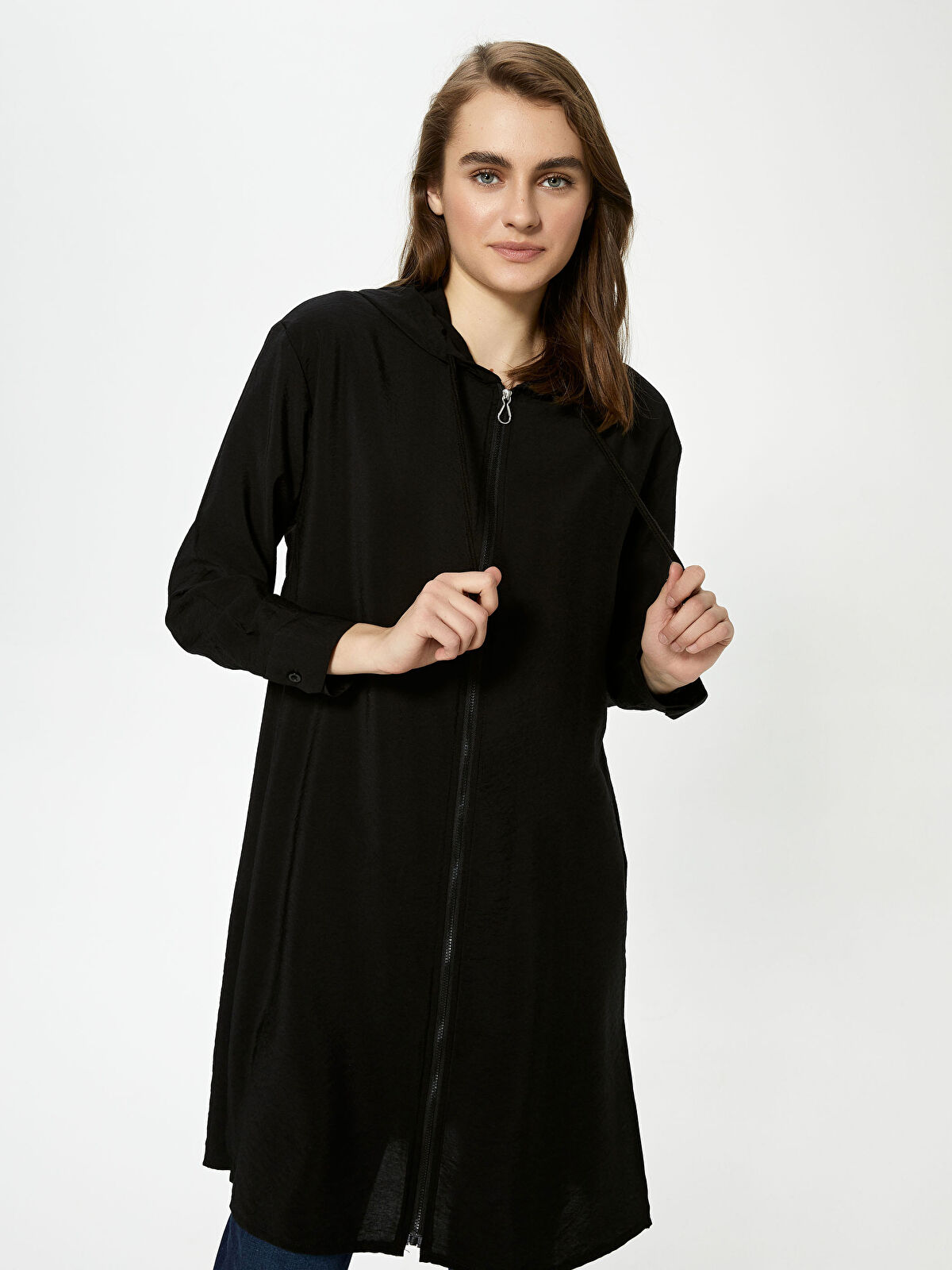 MODEST Kapüşon Yaka Fermuar Kapamalı Uzun Kollu Kadın Tunik