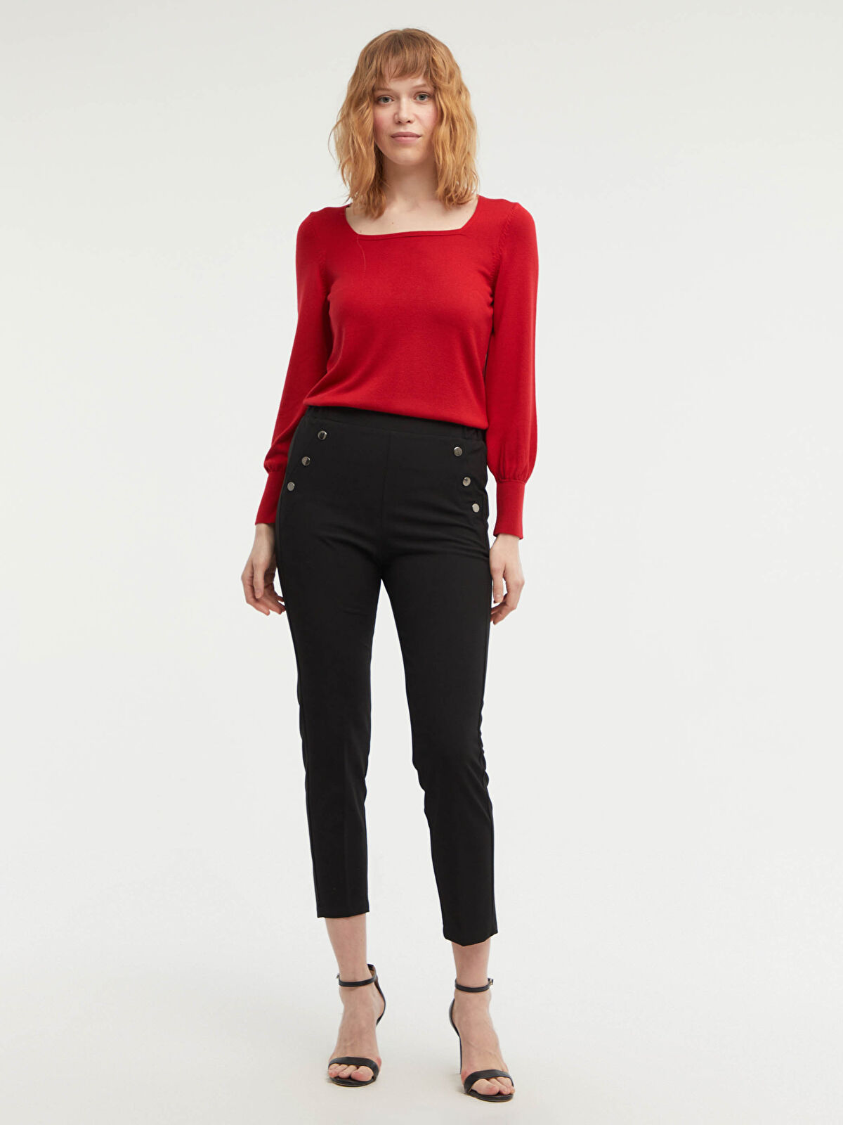 LCW BASIC Beli Lastikli Düğme Detaylı Pantolon LCW BASIC Beli Lastikli Düğme Detaylı Pantolon
