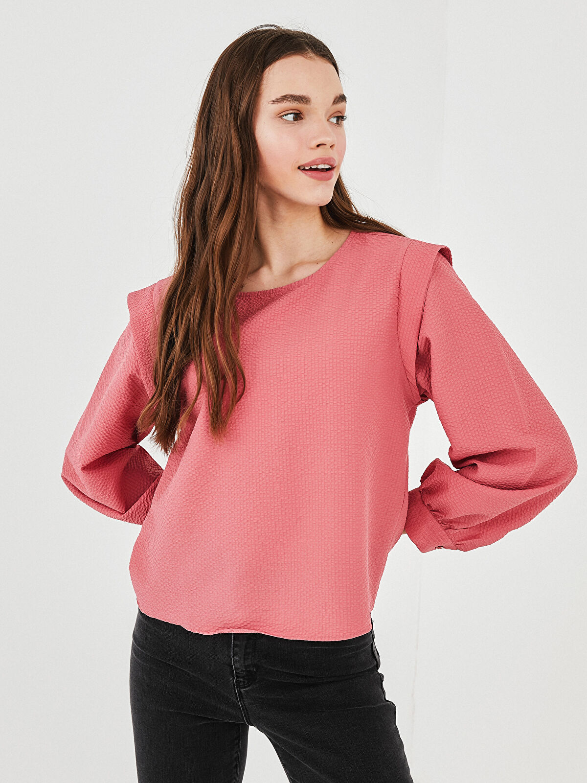 LCW CASUAL Bisiklet Yaka Düz Uzun Kollu Dobby Kumaştan Kadın Bluz