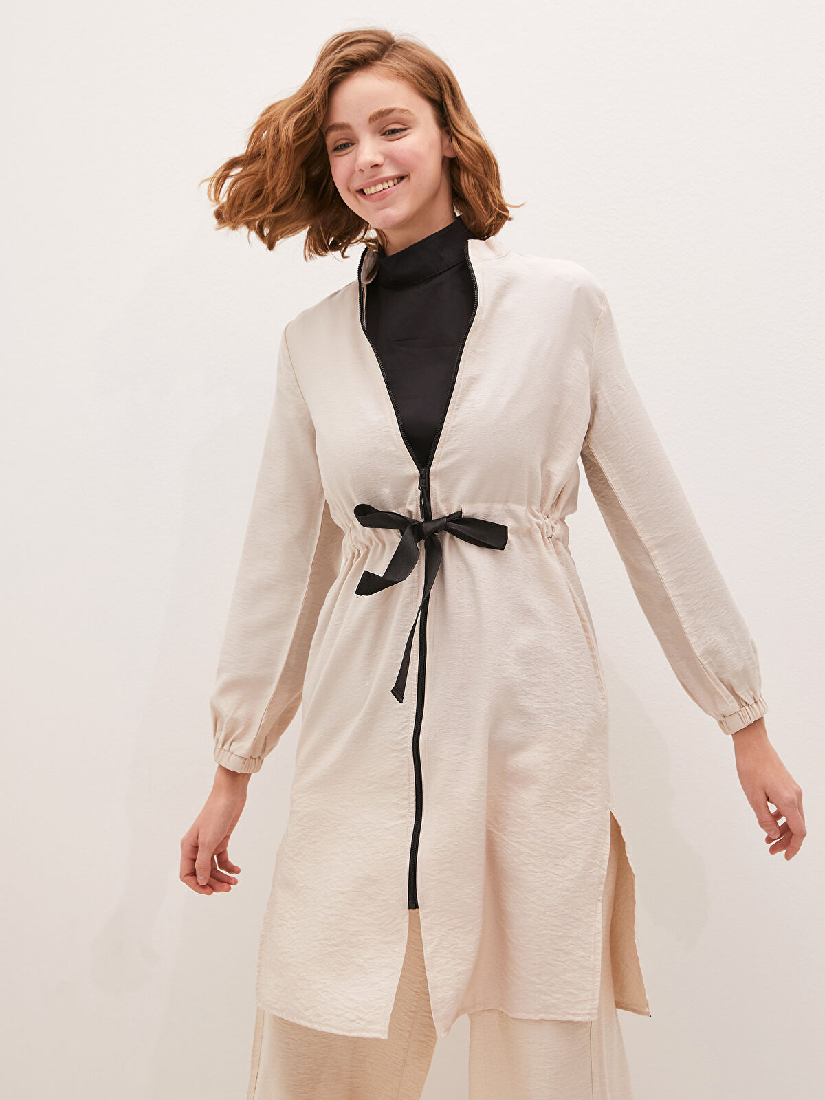 MODEST Hakim Yaka Fermuar Kapamalı Uzun Kollu Kadın Tunik