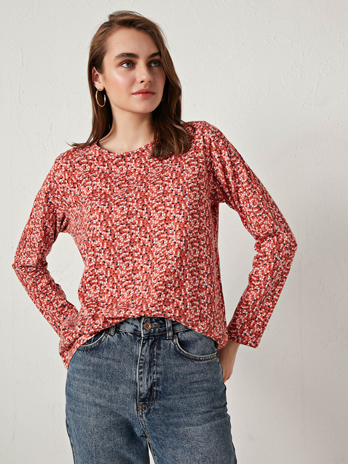 LCW GRACE Bisiklet Yaka Çiçek Baskılı Uzun Kollu Kadın Tişört