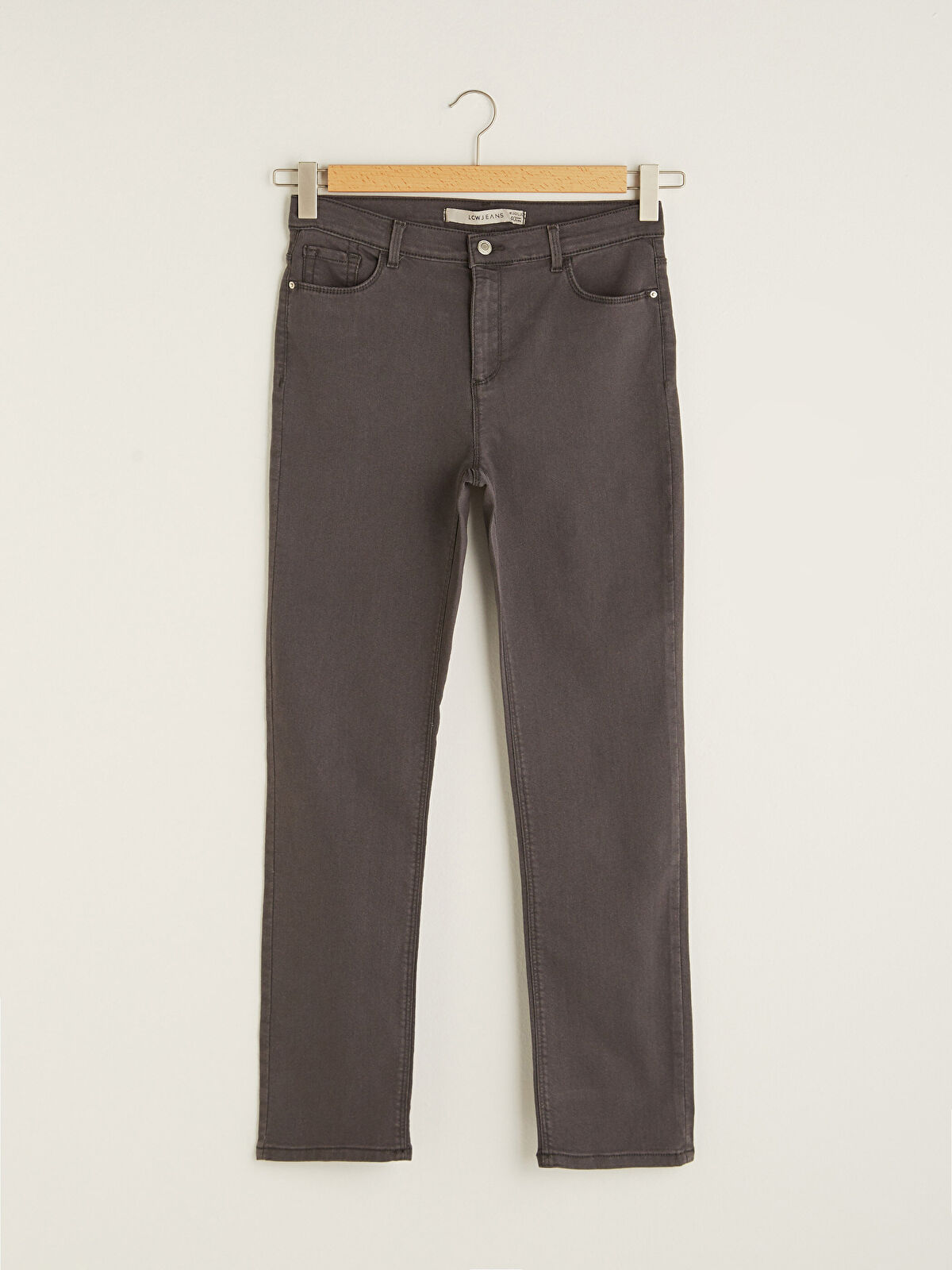 LCW BASIC Yüksek Bel Slim Fit Cep Detaylı Kadın Jean Pantolon LCW BASIC Yüksek Bel Slim Fit Cep Detaylı Kadın Jean Pantolon
