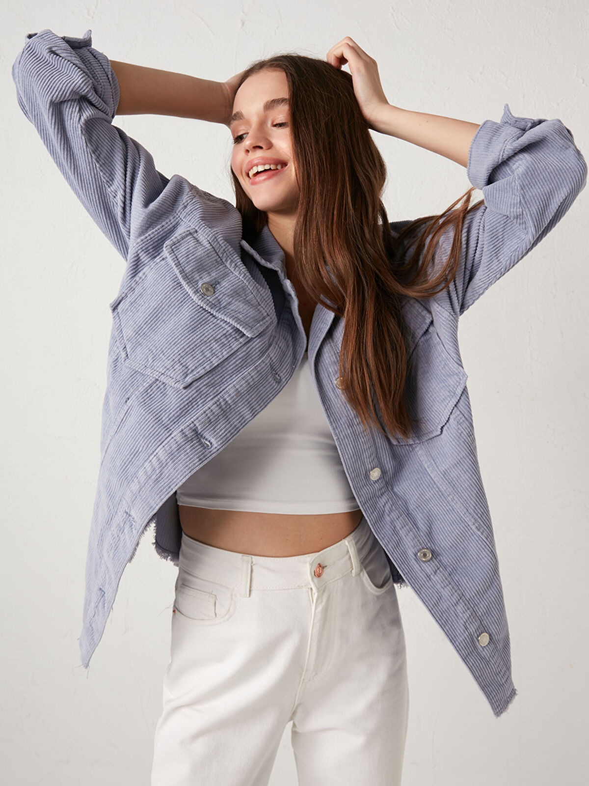 LCW CASUAL Cep Detaylı Düz Uzun Kollu Kadife İnce Kadın Mont