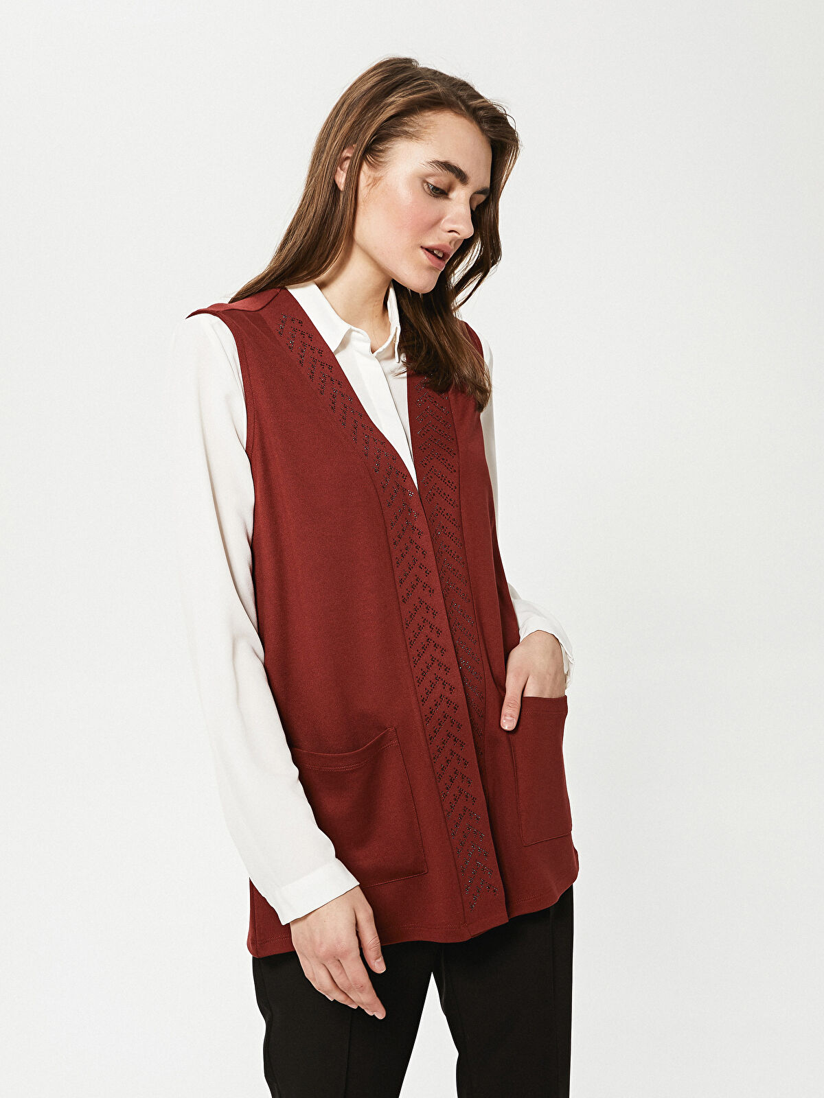 LCW GRACE V Yaka Taş Baskılı Kolsuz Cep Detaylı Kadın Yelek