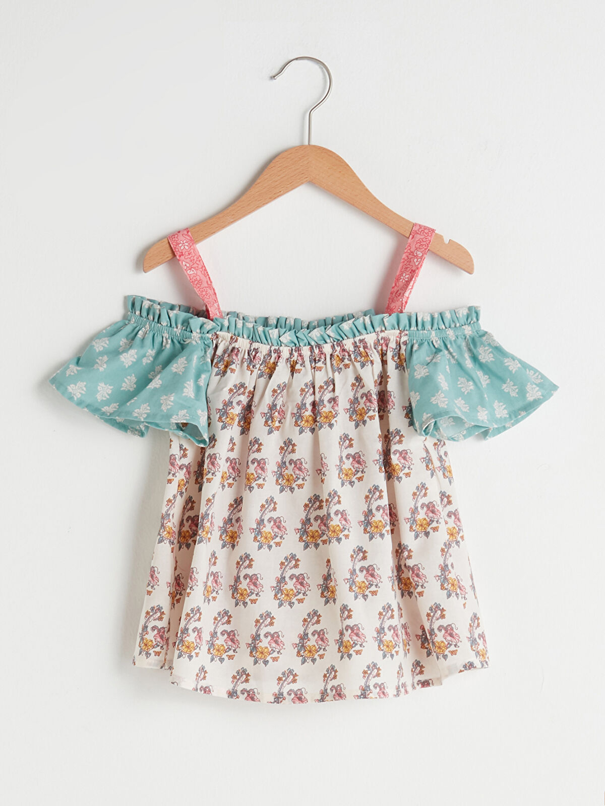 Kayık Yaka Desenli Kısa Kollu Omuzu Açık Pamuklu Kız Çocuk Bluz