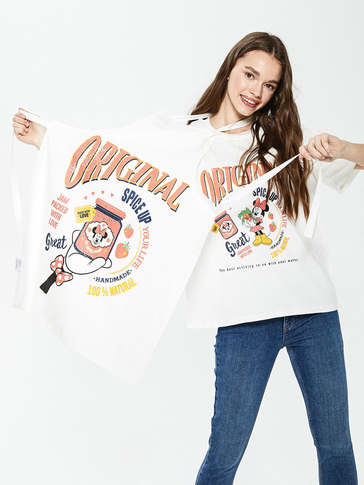 Bisiklet Yaka Minnie Mouse Baskılı Kısa Kollu Pamuklu Kadın Tişört ve Mutfak Önlüğü Anne Kız Kombini Bisiklet Yaka Minnie Mouse Baskılı Kısa Kollu Pamuklu Kadın Tişört ve Mutfak Önlüğü Anne Kız Kombini