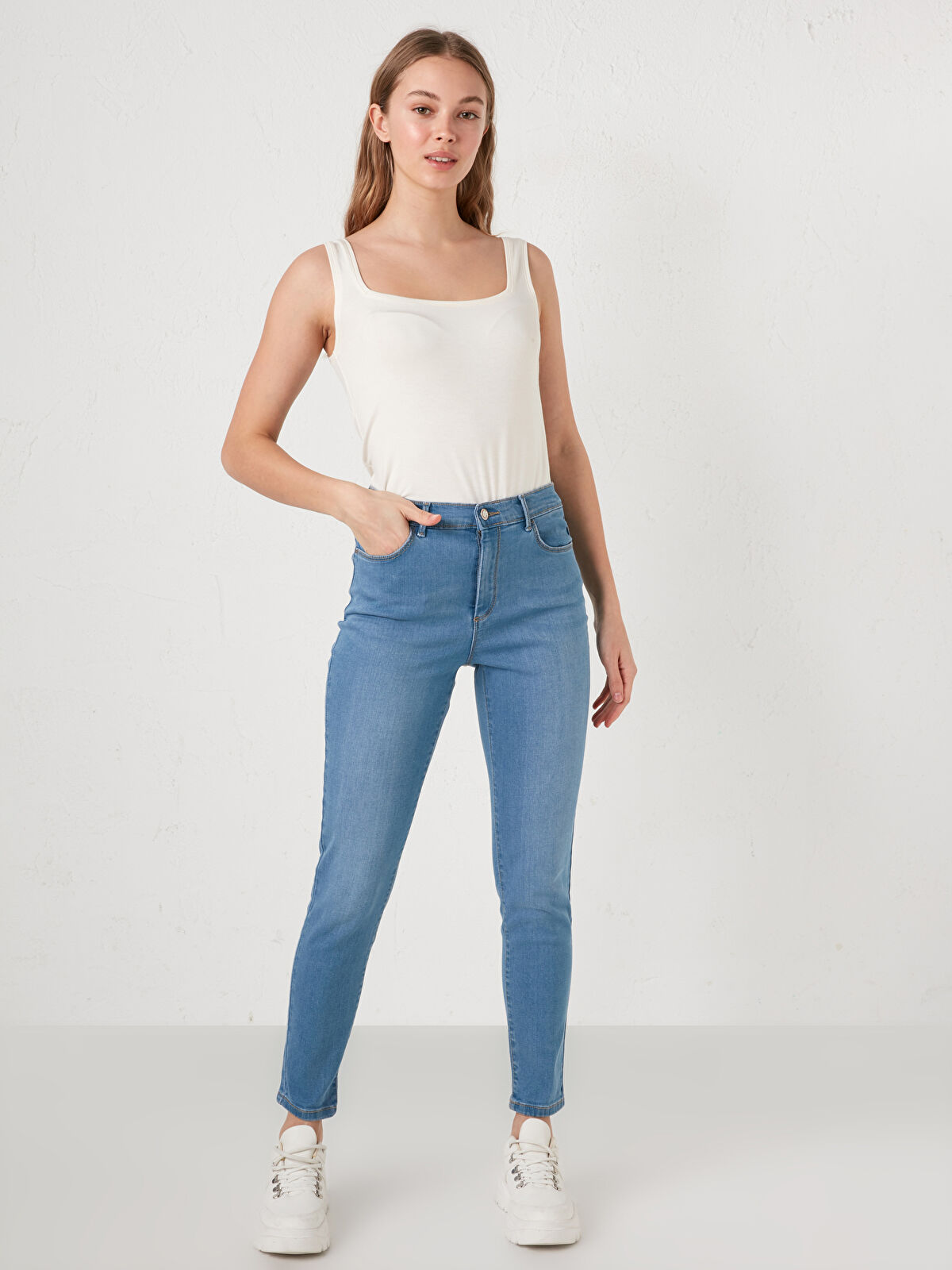 LCW BASIC Yüksek Bel Slim Fit Kadın Jean Pantolon LCW BASIC Yüksek Bel Slim Fit Kadın Jean Pantolon