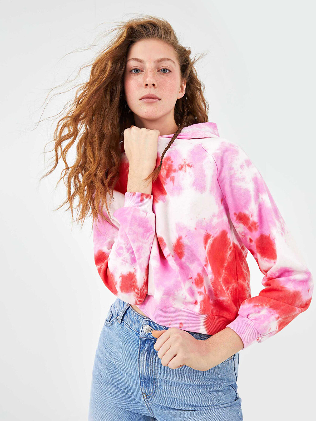 XSIDE Batik Desenli Kapüşonlu Sweatshirt XSIDE Batik Desenli Kapüşonlu Sweatshirt