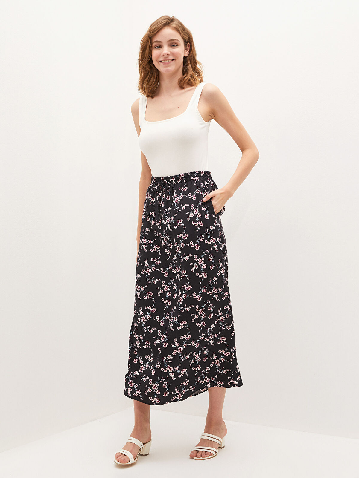 LCW GRACE Beli Lastikli Çiçek Desenli Kadın Etek