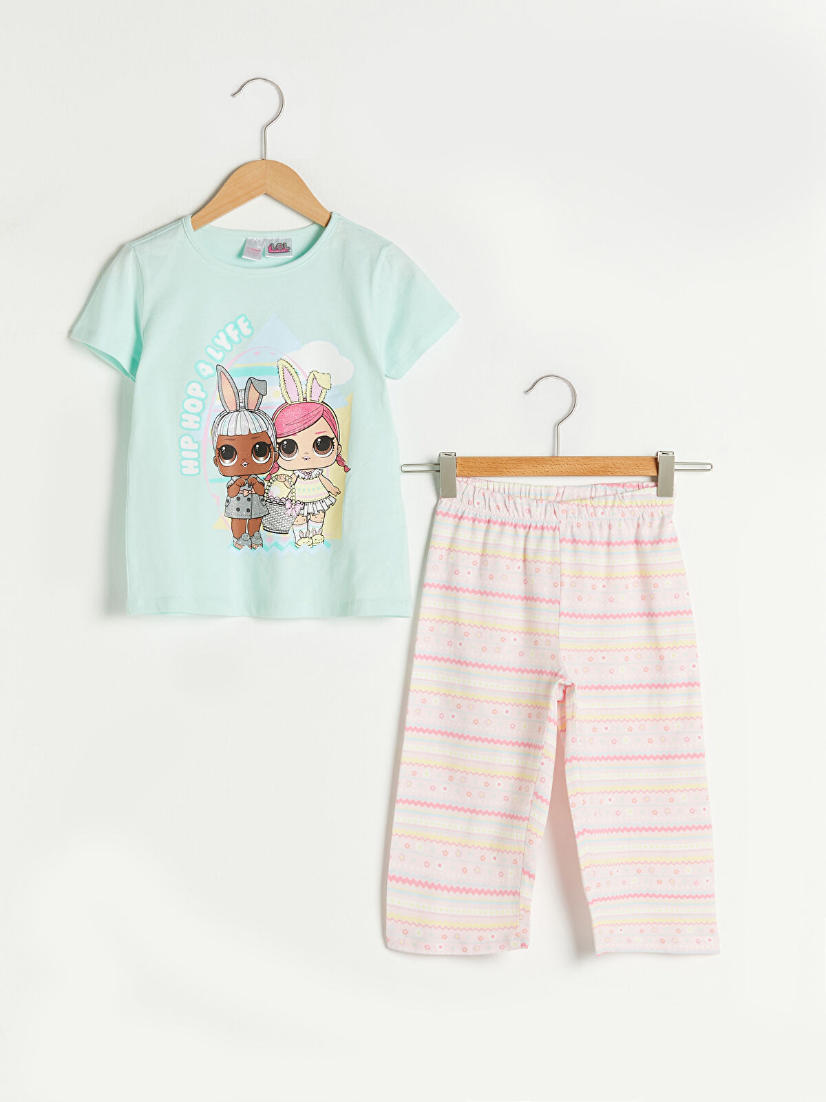 Bisiklet Yaka LOL Surprise OMG Lisanslı Kısa Kollu Kız Çocuk Pijama Takımı