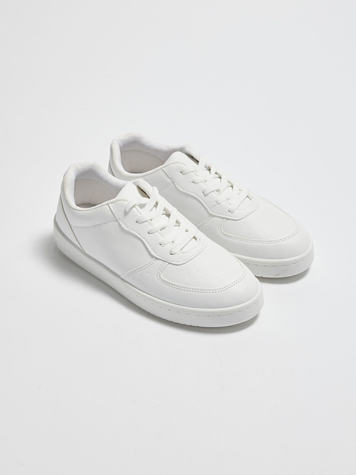 Deri Görünümlü Bağcıklı Kadın Spor Ayakkabı