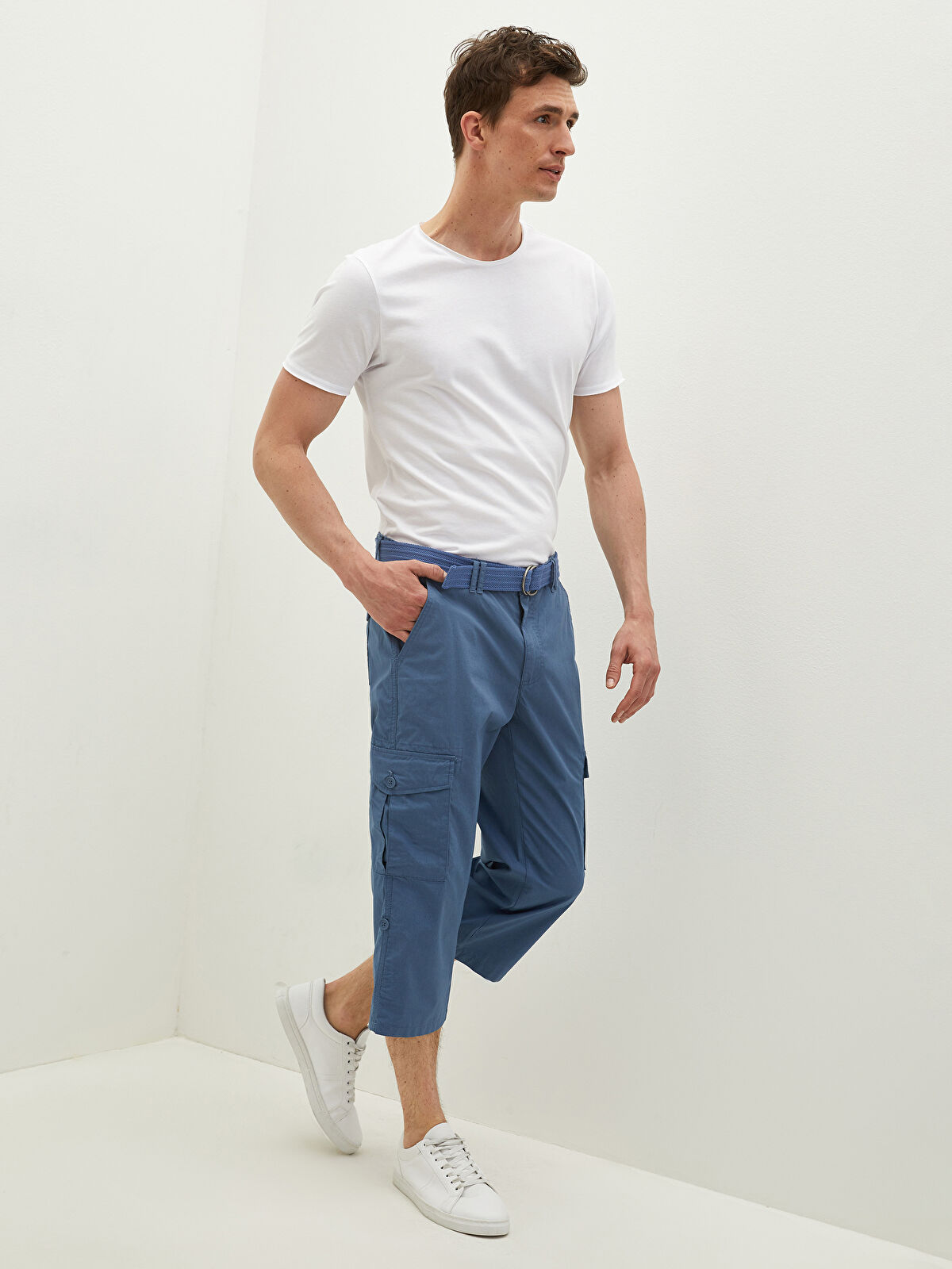 LCW CASUAL Standart Kalıp Kemerli Poplin Erkek Şort LCW CASUAL Standart Kalıp Kemerli Poplin Erkek Şort