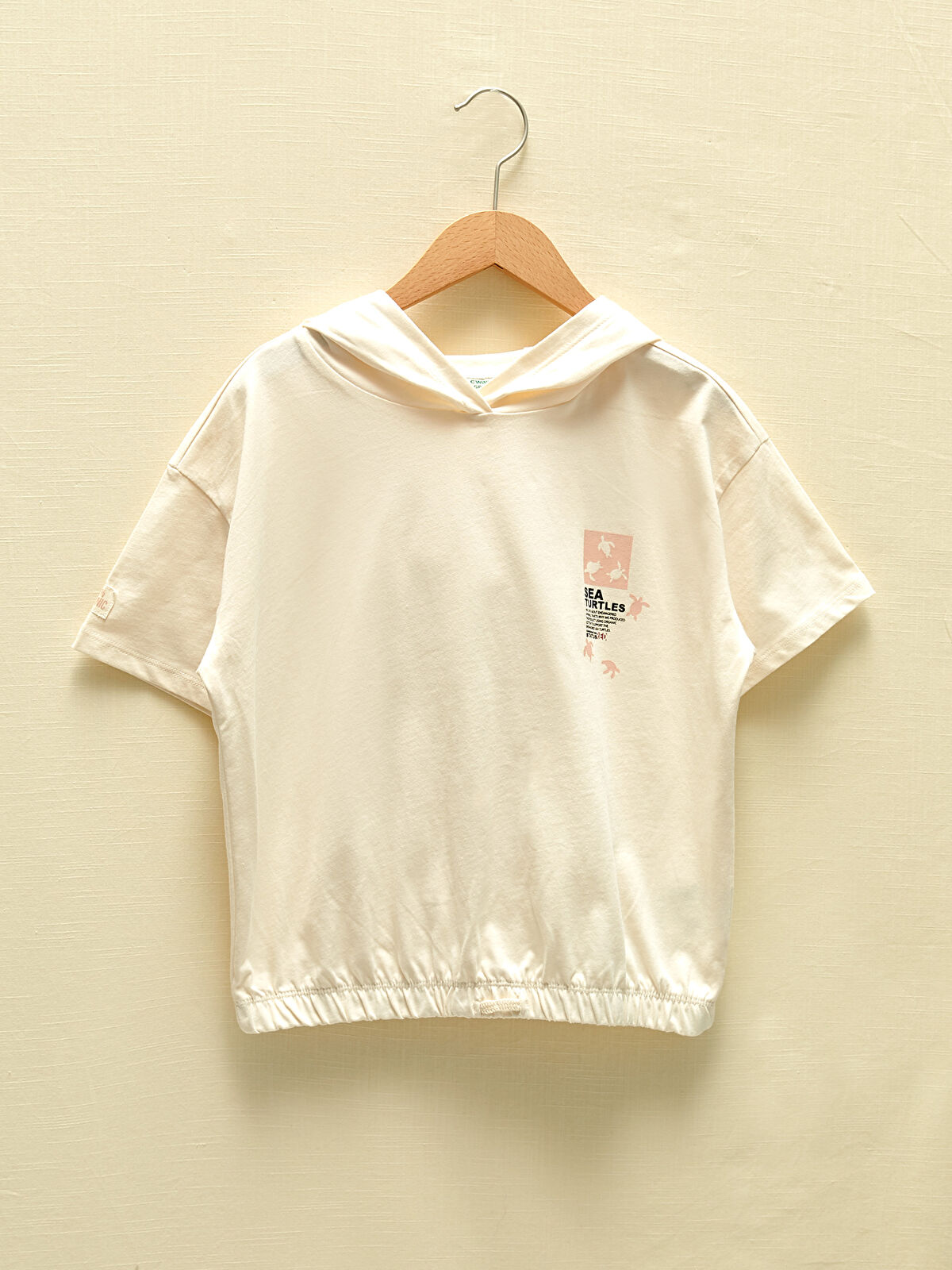 LCW GREEN Kapüşonlu Baskılı Kısa Kollu Organik Pamuklu Kız Çocuk Sweatshirt LCW GREEN Kapüşonlu Baskılı Kısa Kollu Organik Pamuklu Kız Çocuk Sweatshirt