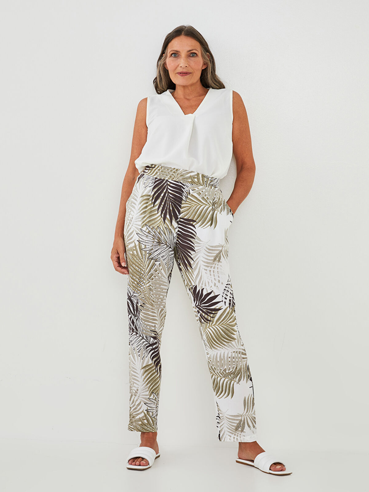 LCW GRACE Beli Lastikli Çiçek Baskılı Viskon Kadın Pantolon